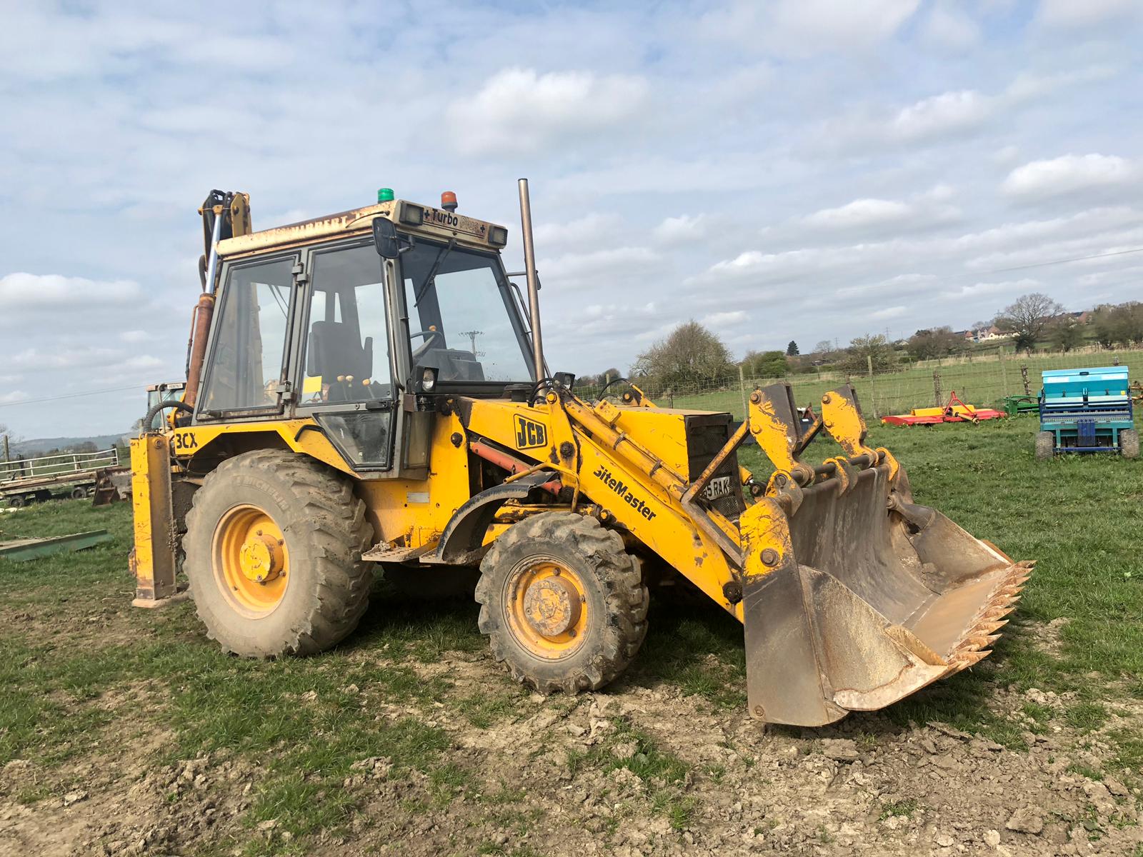 DS - 1990/H REG JCB 3CX SITE MASTER 4X4 TURBO PLUS, RUNS WORKS AND ...
