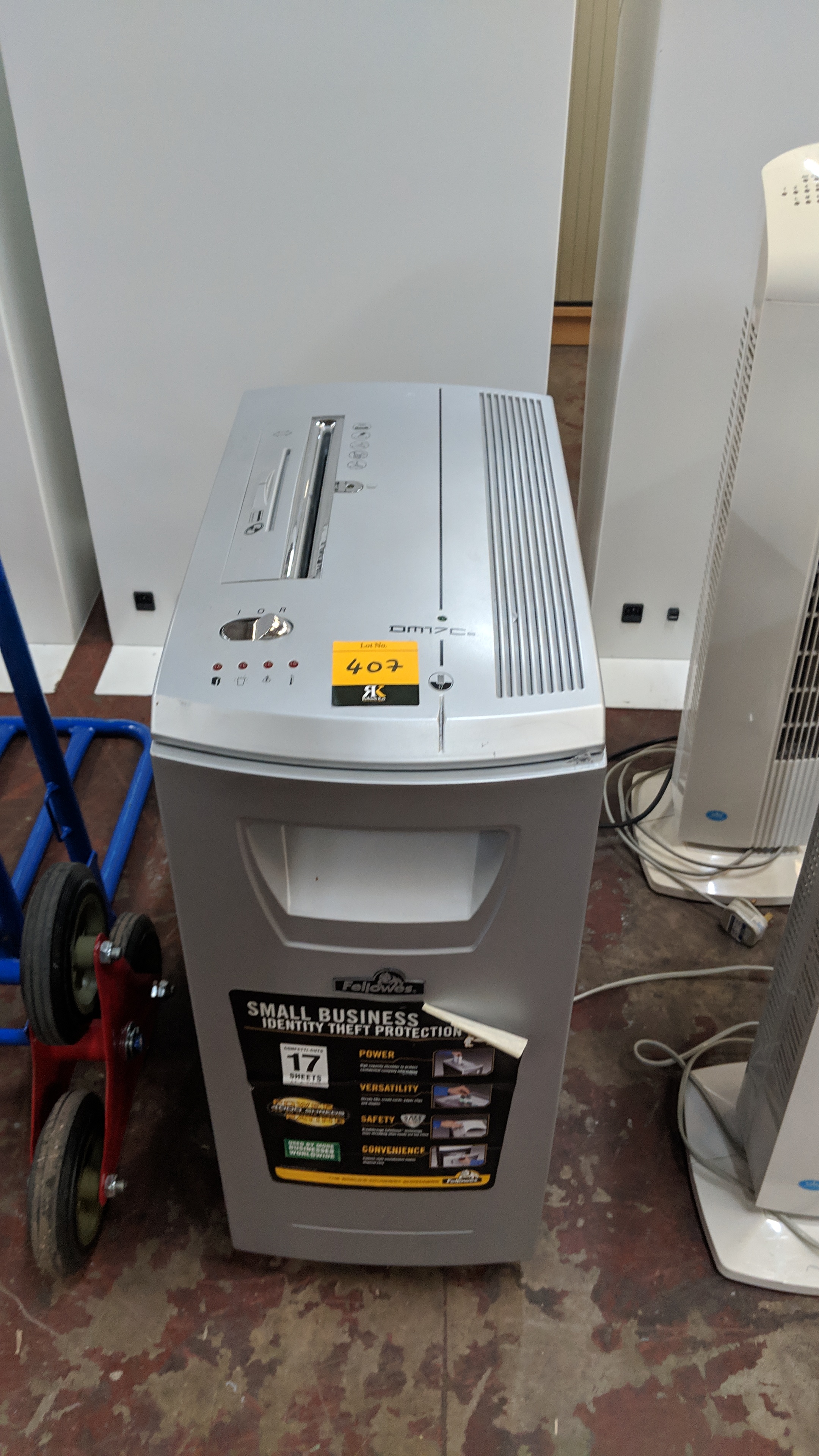 Fellowes model DM17CS multifunction shredder