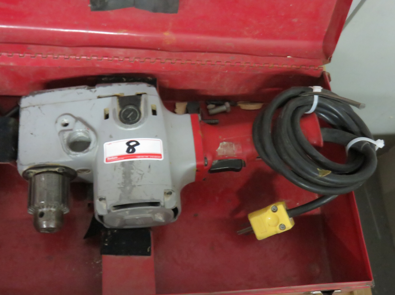 MILWAUKEE ELECTRIC HOLE HOG DRILL W/ CASE