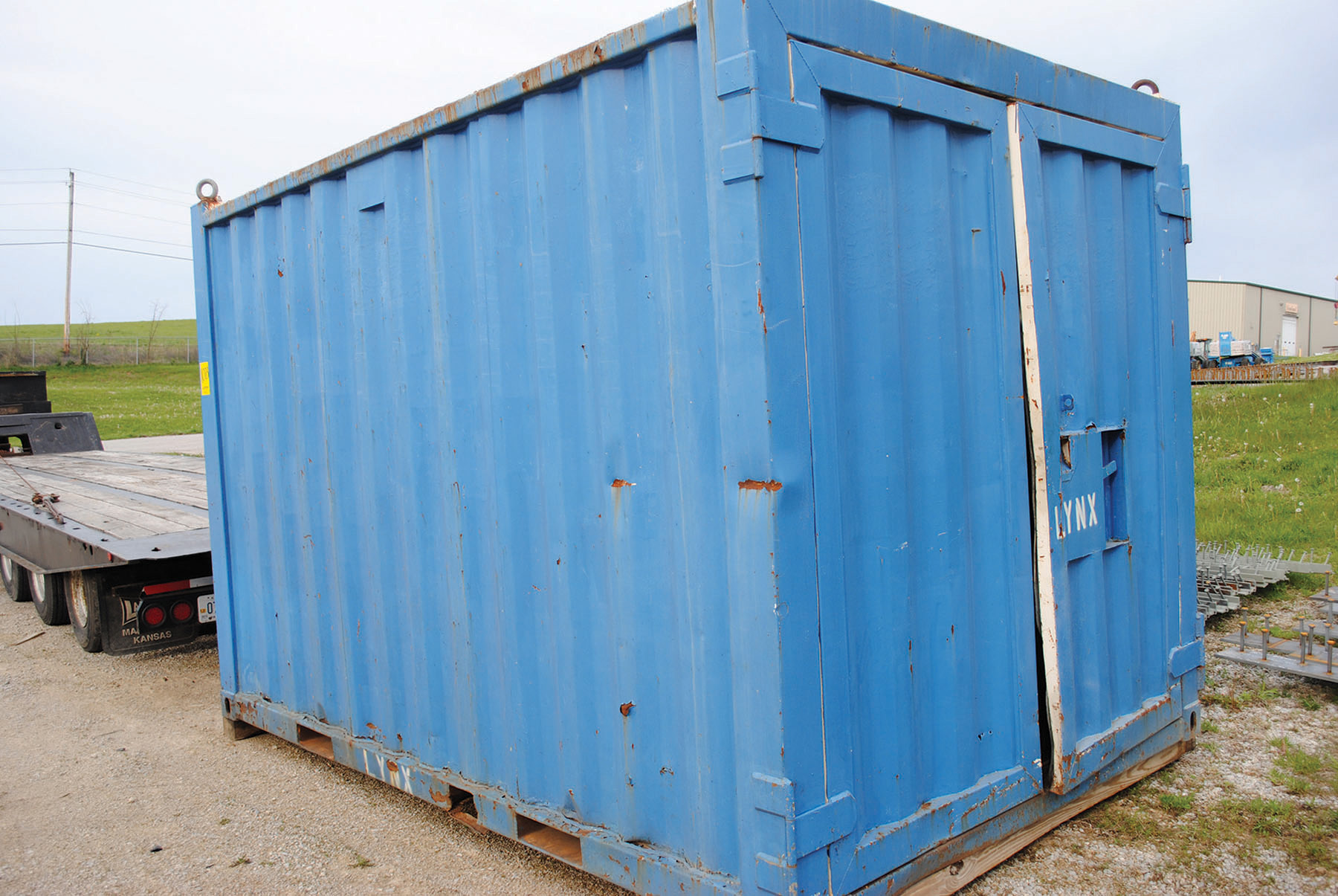 8X6 JOBSITE WALK IN STORAGE CONTAINER
