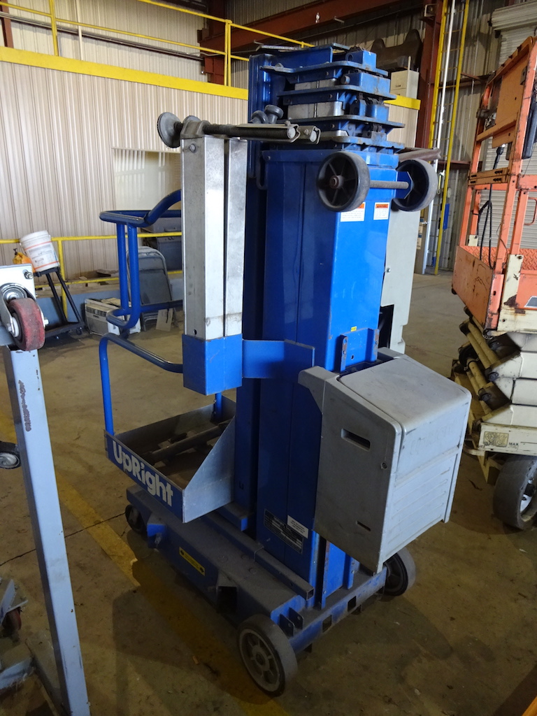 UPRIGHT MODEL UL25/068001-001 ELECTRIC PERSONAL LIFT: S/N 20373; 25 ...