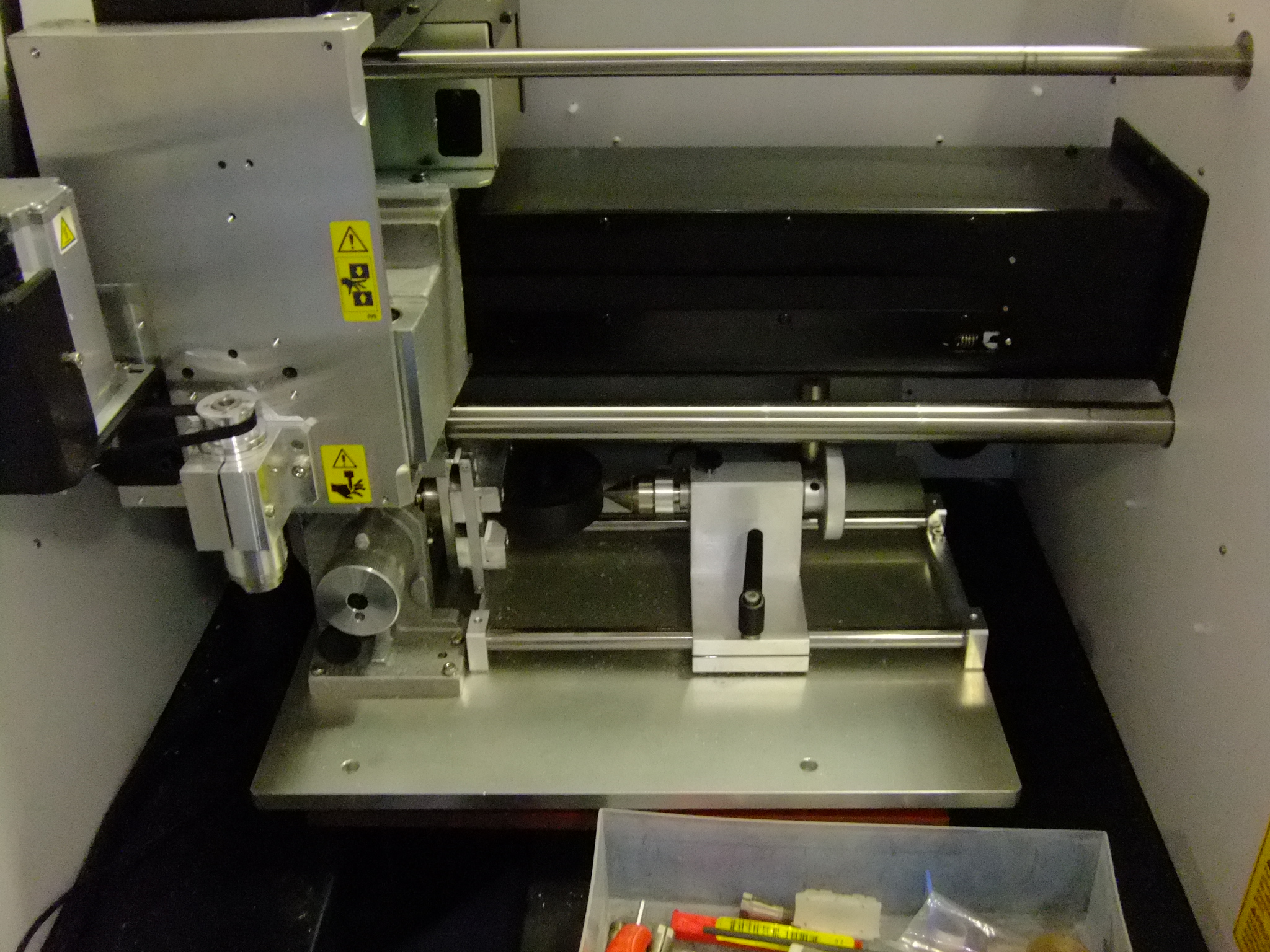 ROLAND MDX-40 MODELA CNC DESK TOP MILLING MACHINE
