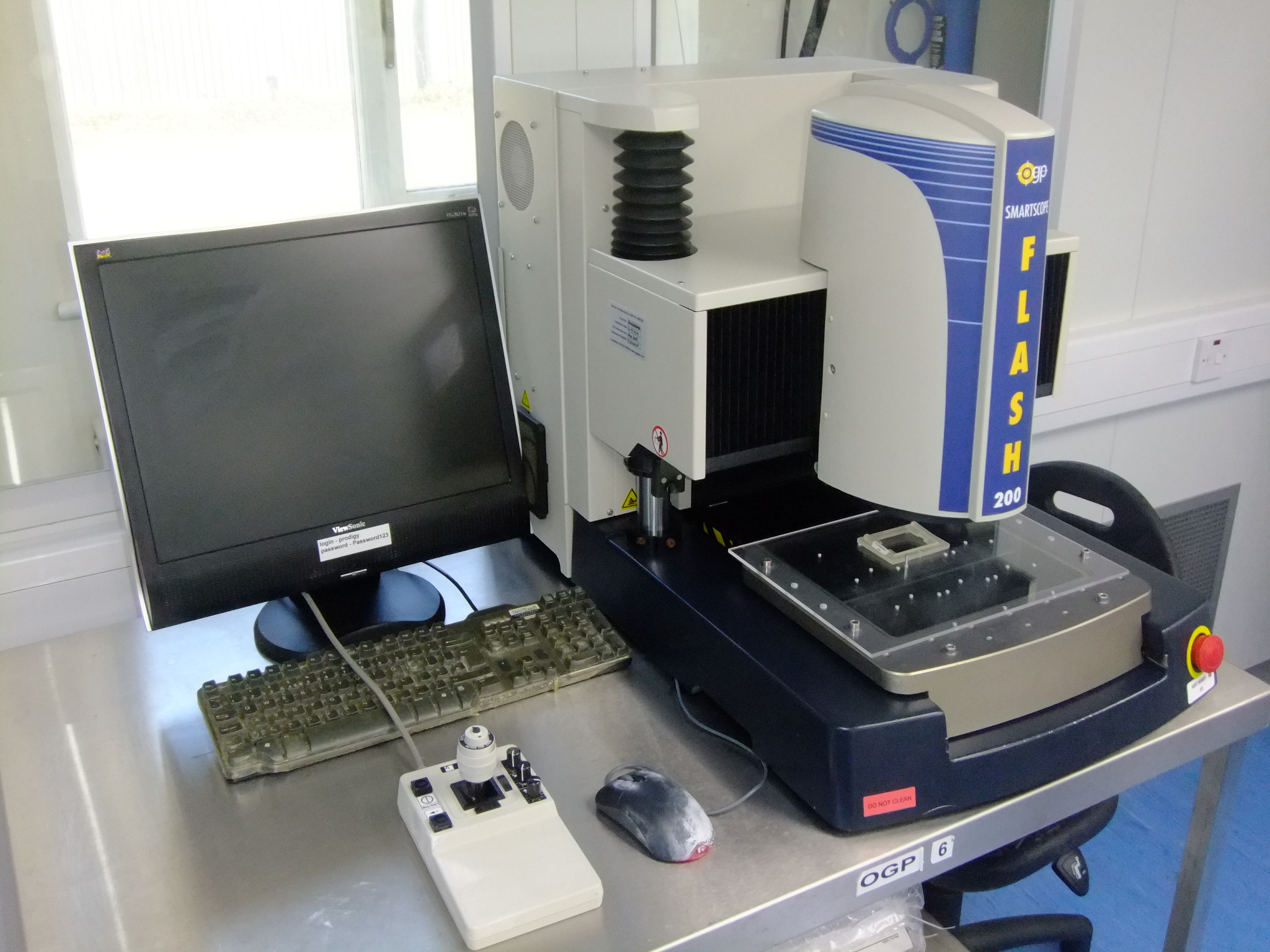 OGP SMART SCOPE FLASH 200 DIGITAL OPTICAL SURFACE MEASUREMENT ...