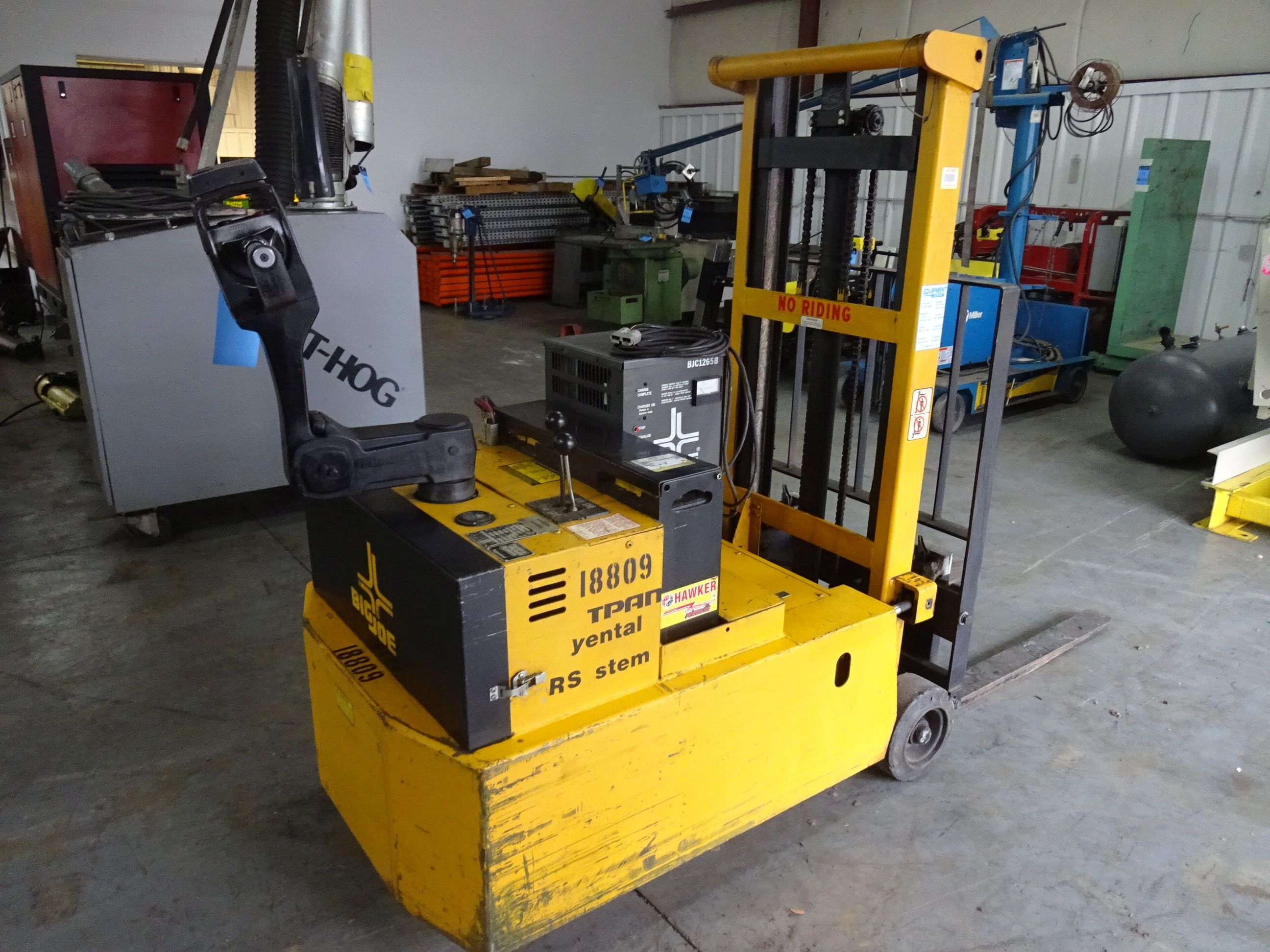 2,000 LB. BIG JOE MODEL PDC-20-106 ELECTRIC COUNTERBALANCE WALK BEHIND ...