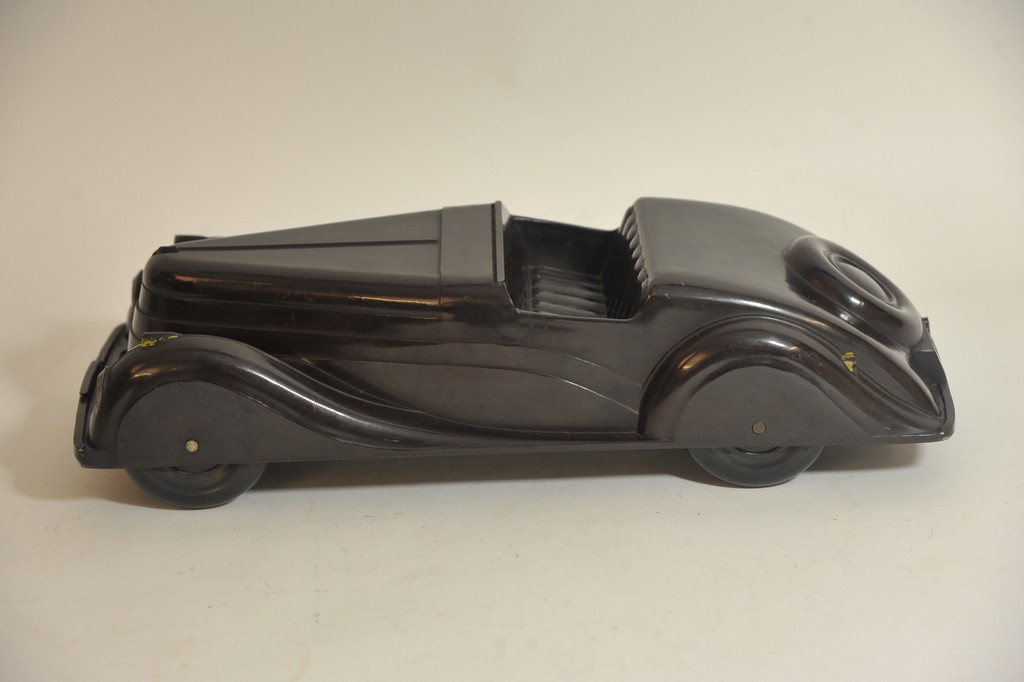A large Codeg 1920s/30s art deco Bakelite airflow limousine car toy