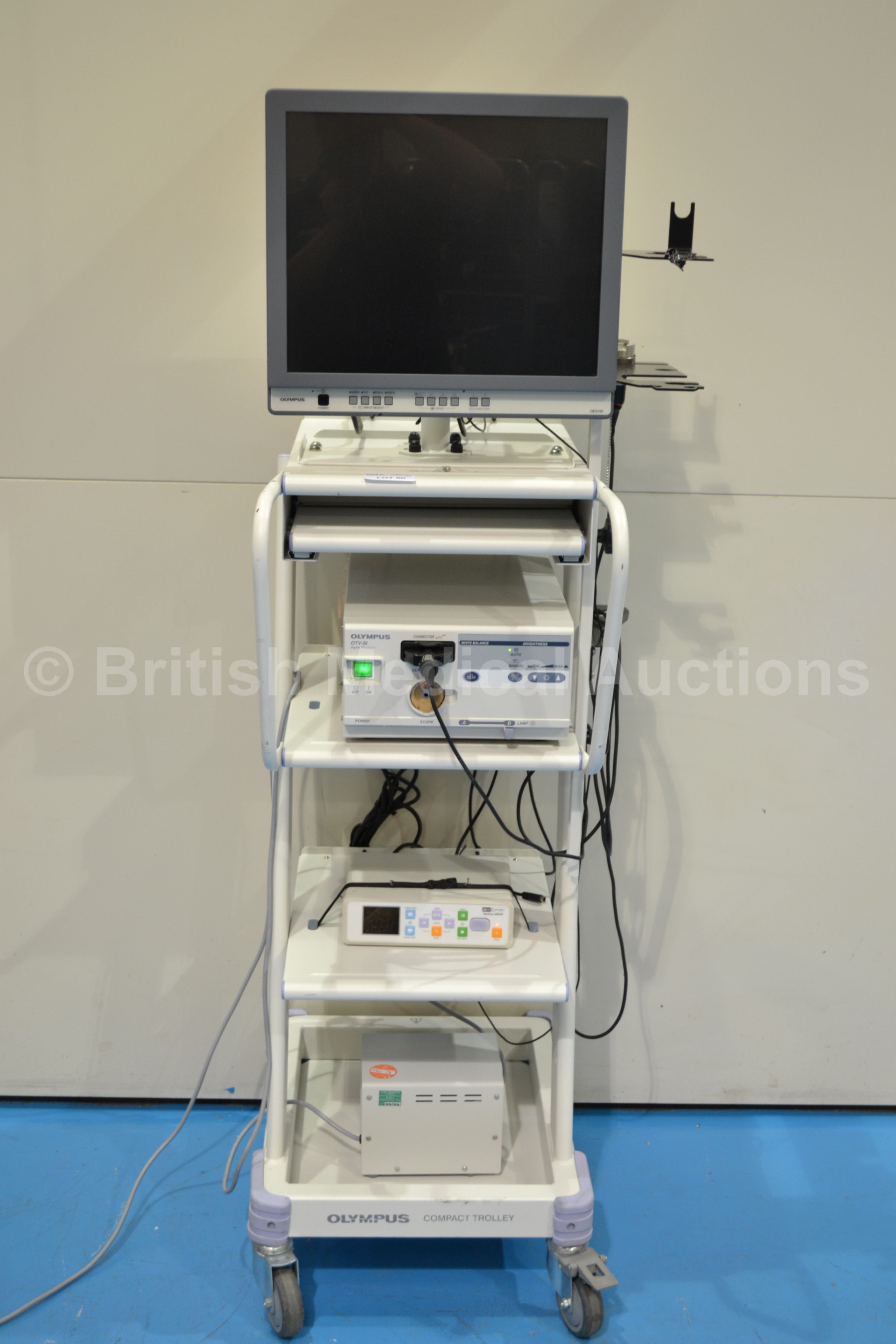 Olympus Compact Endoscopy Trolley with Olympus OTV-SI Digital Processor ...