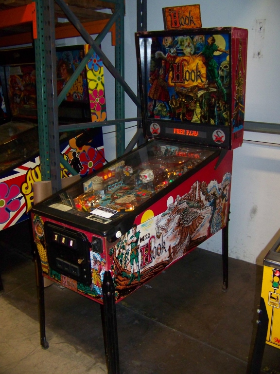 HOOK CLASSIC PINBALL MACHINE DATA EAST Item is in used condition ...