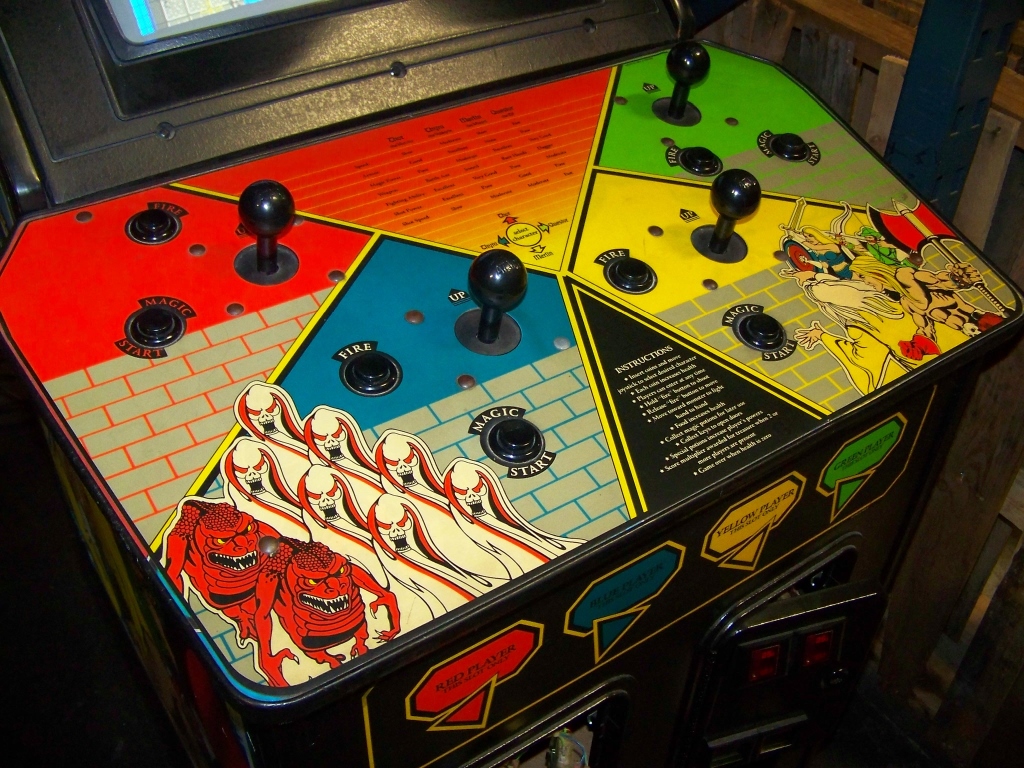 GAUNTLET II ATARI UPRIGHT CLASSIC ARCADE GAME Item is in used condition ...