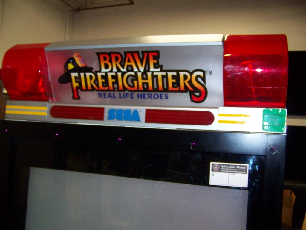 BRAVE FIRE FIGHTERS DELUXE ARCADE GAME SEGA LCD Item is in used ...