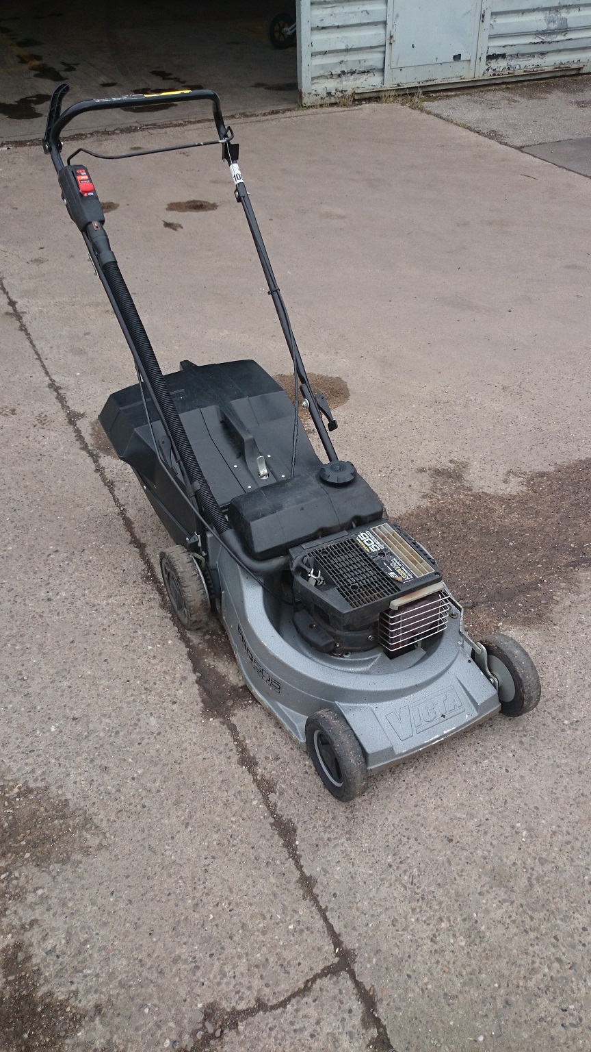 VICTA PRO 505 SELF PROPELLED LAWN MOWER 2 STROKE *NO VAT* 2 STROKE BANK ...