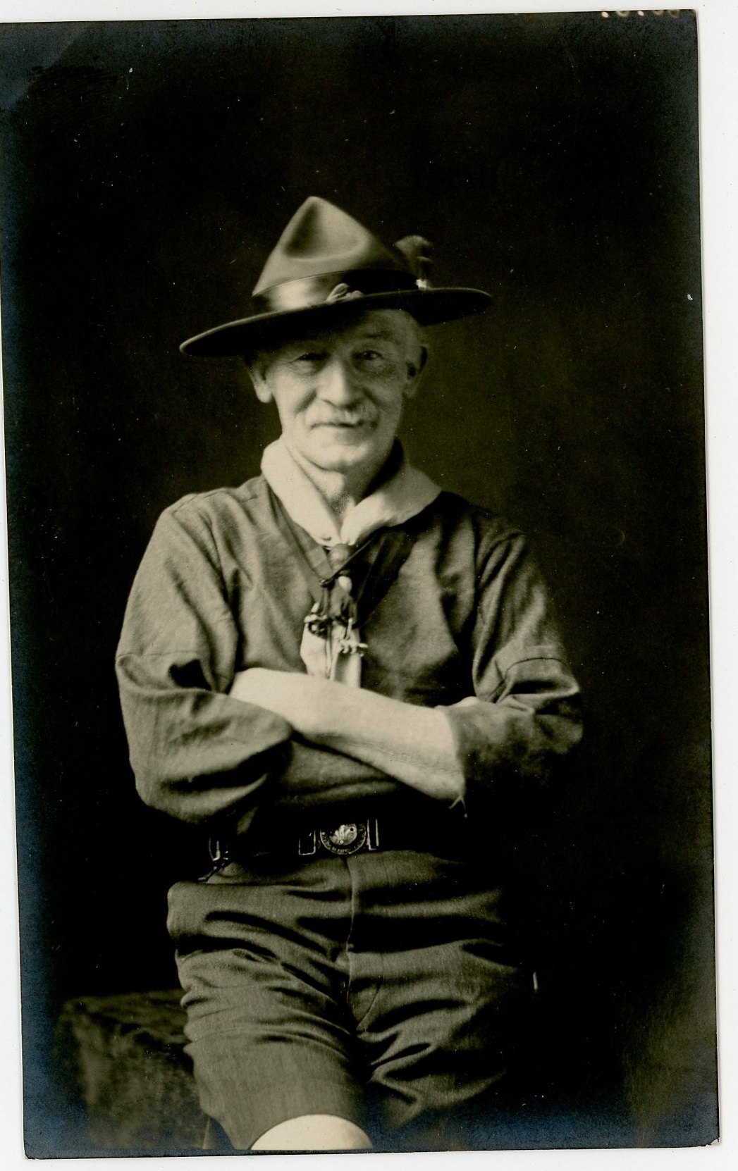 Lord Baden Powell and Olave autographs and postcard Lord Baden Powell ...