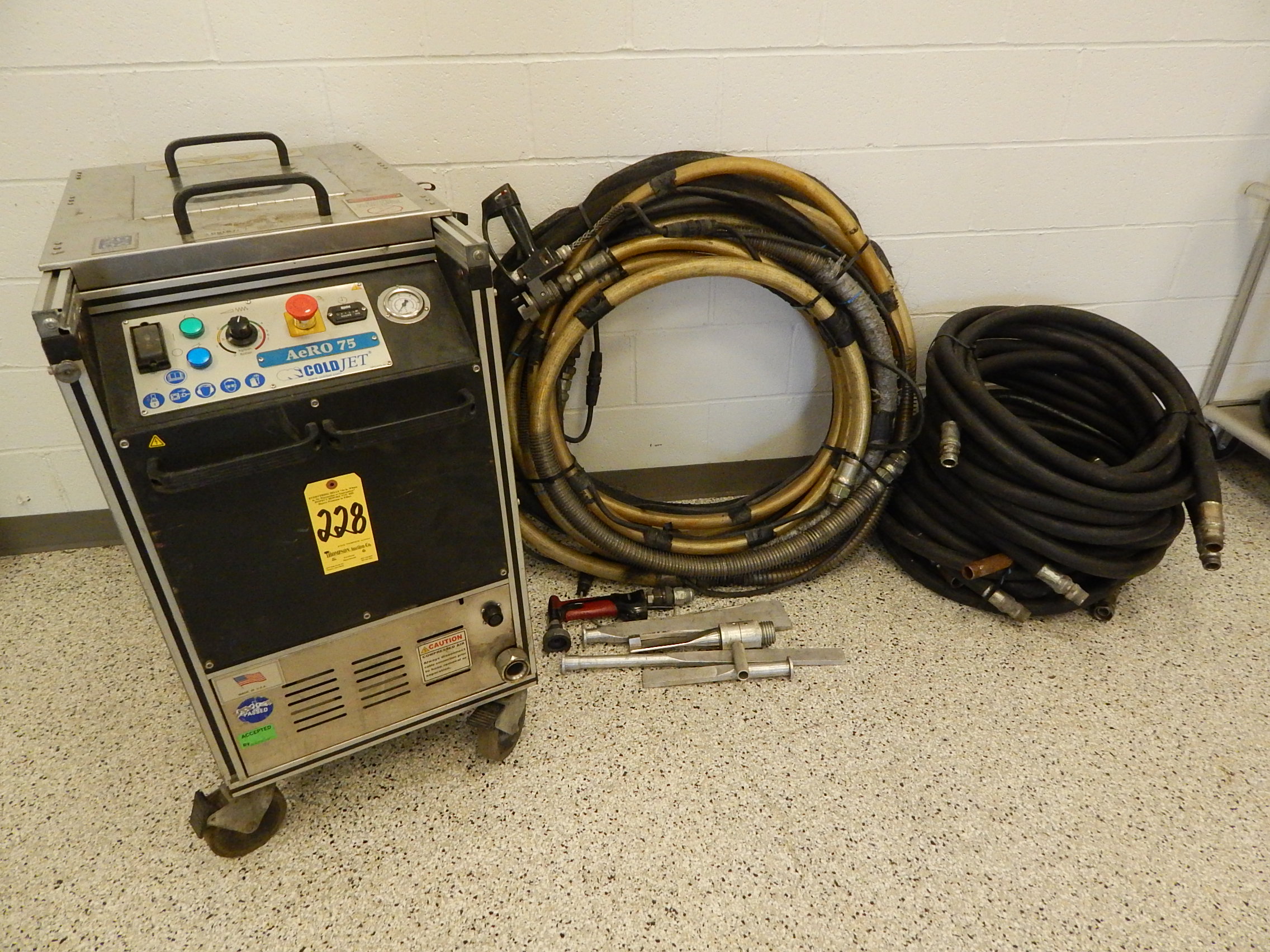 Cold Jet Aero 75 Dry Ice Blast Machine with Hose, Gun and Accessories