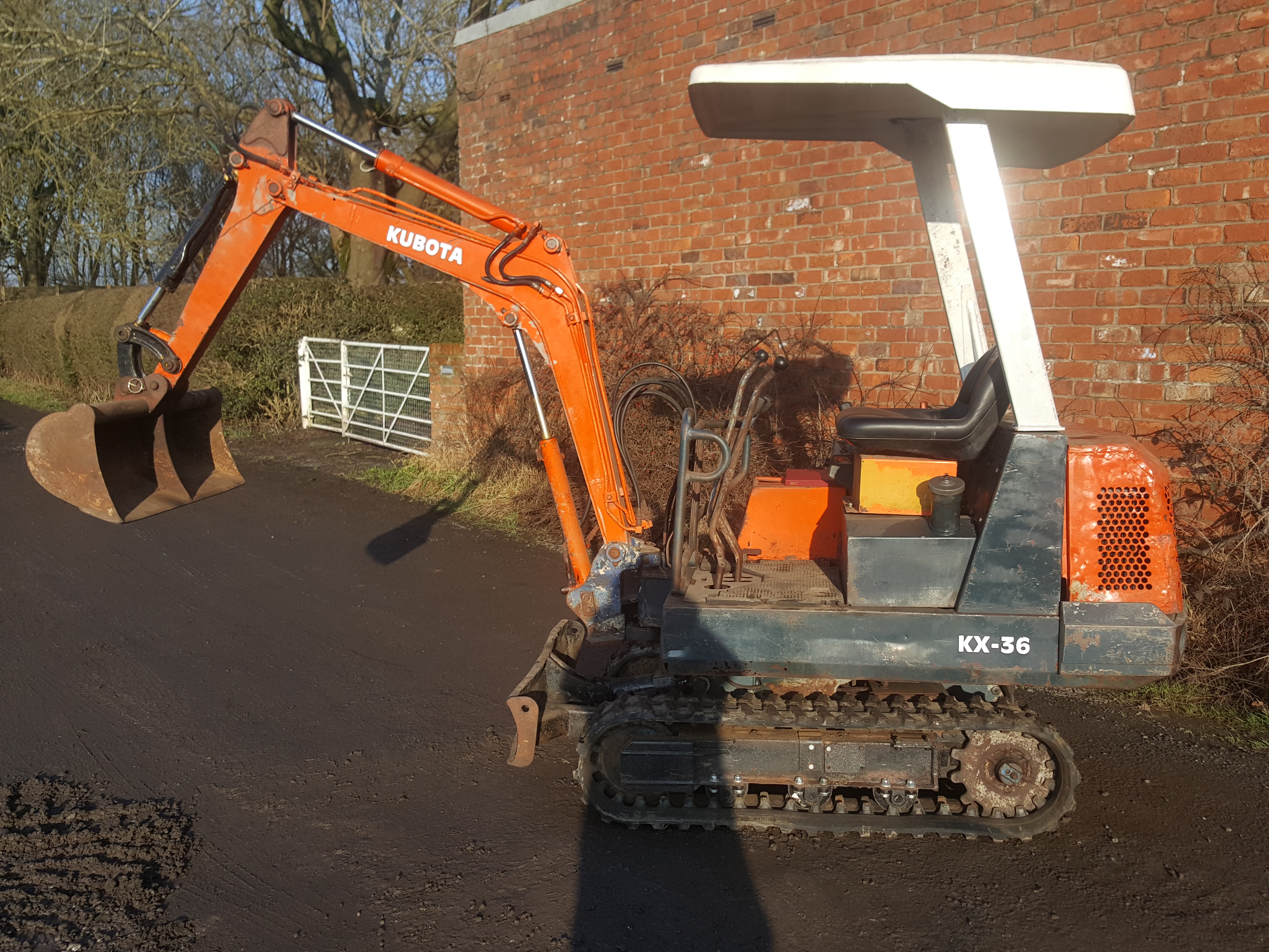 Kubota KH36 Mini Digger / Tracked Excavator Appraisal: Sold as Seen ...