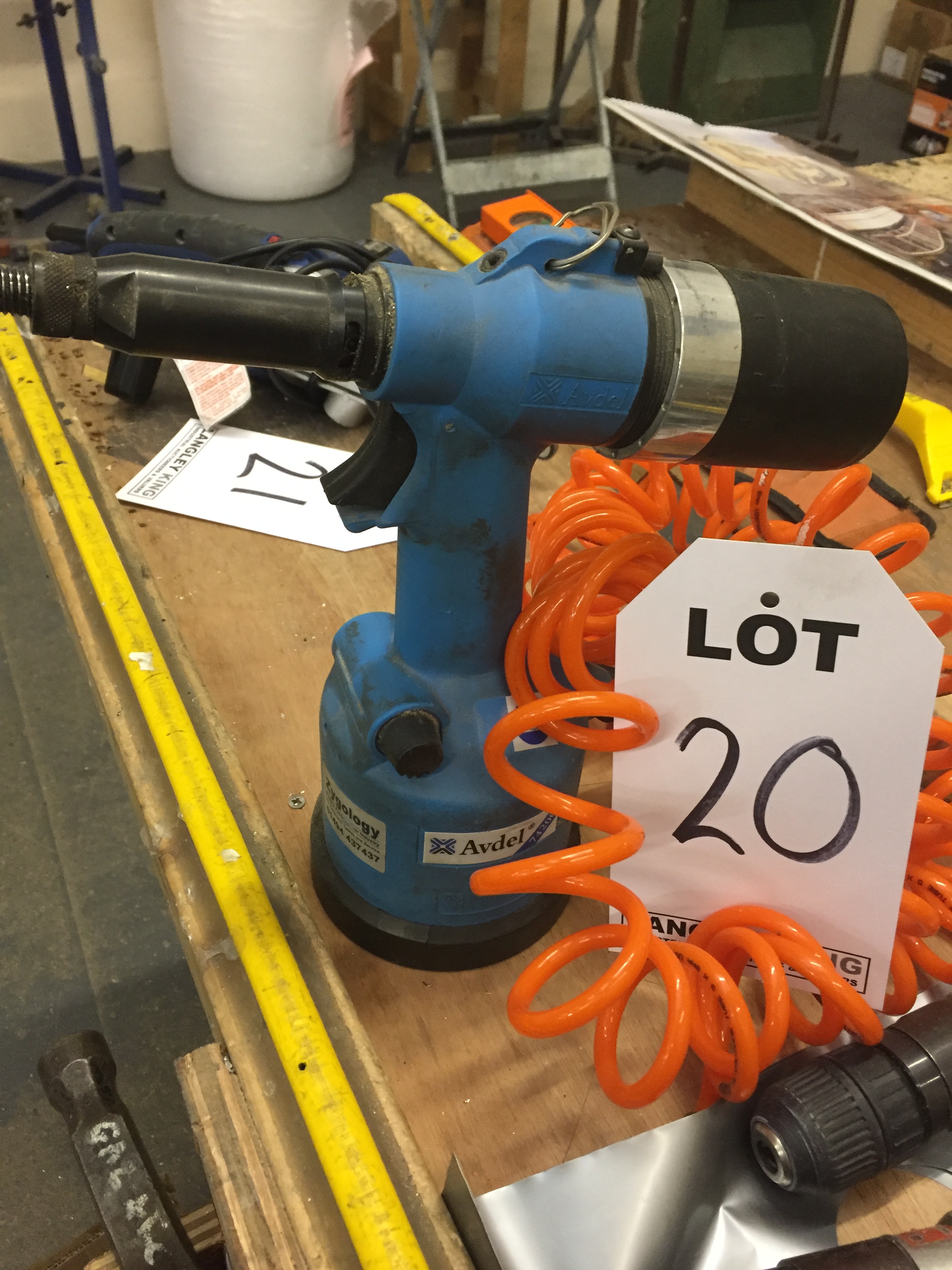 Avdel 74200 Pneumatic Thread Insert Tool with a Lobster HN006 Manual Similar