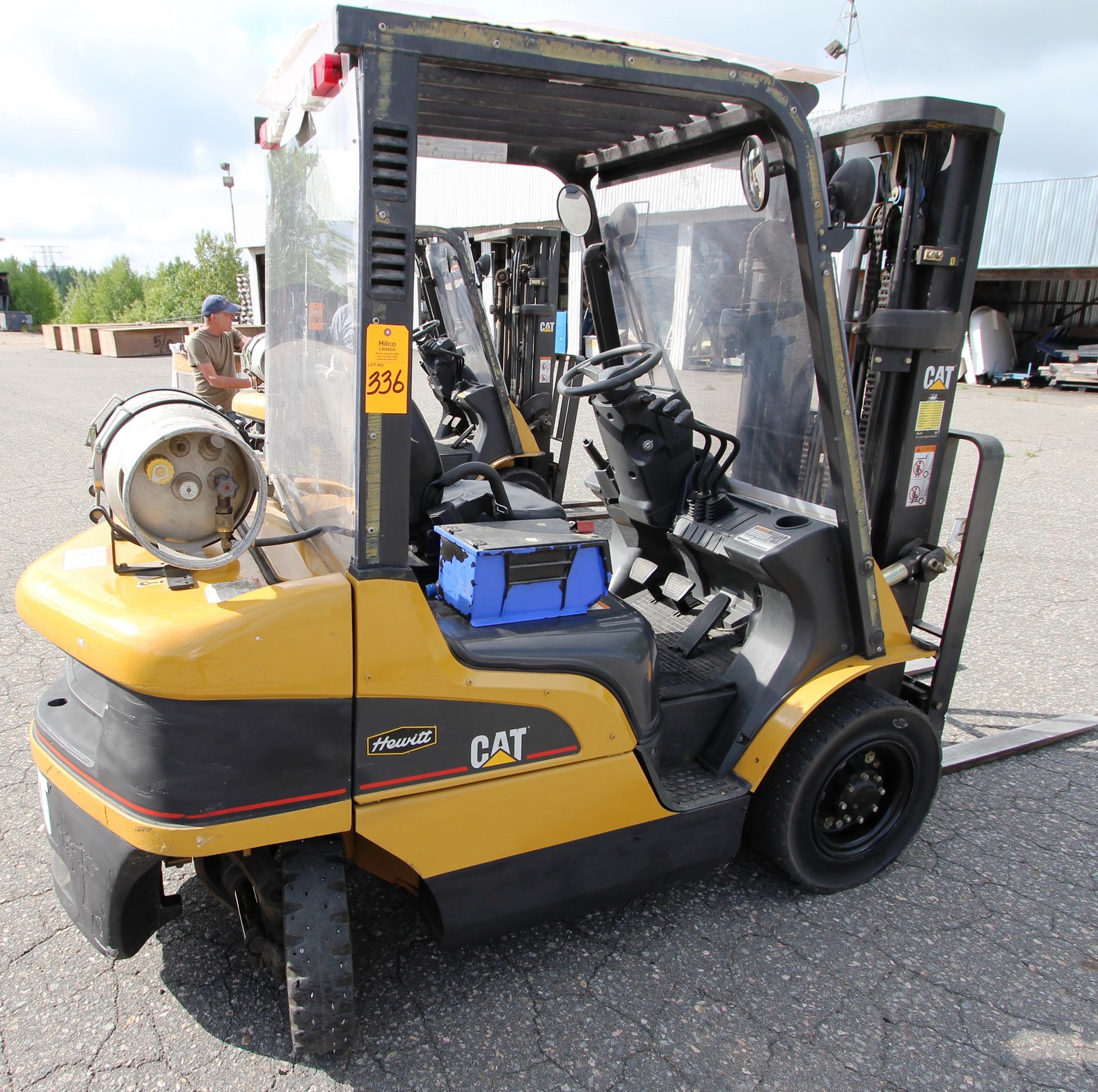 { Choice of lots: 336 } Caterpillar Model P5000 5000-Lbs Capacity ...