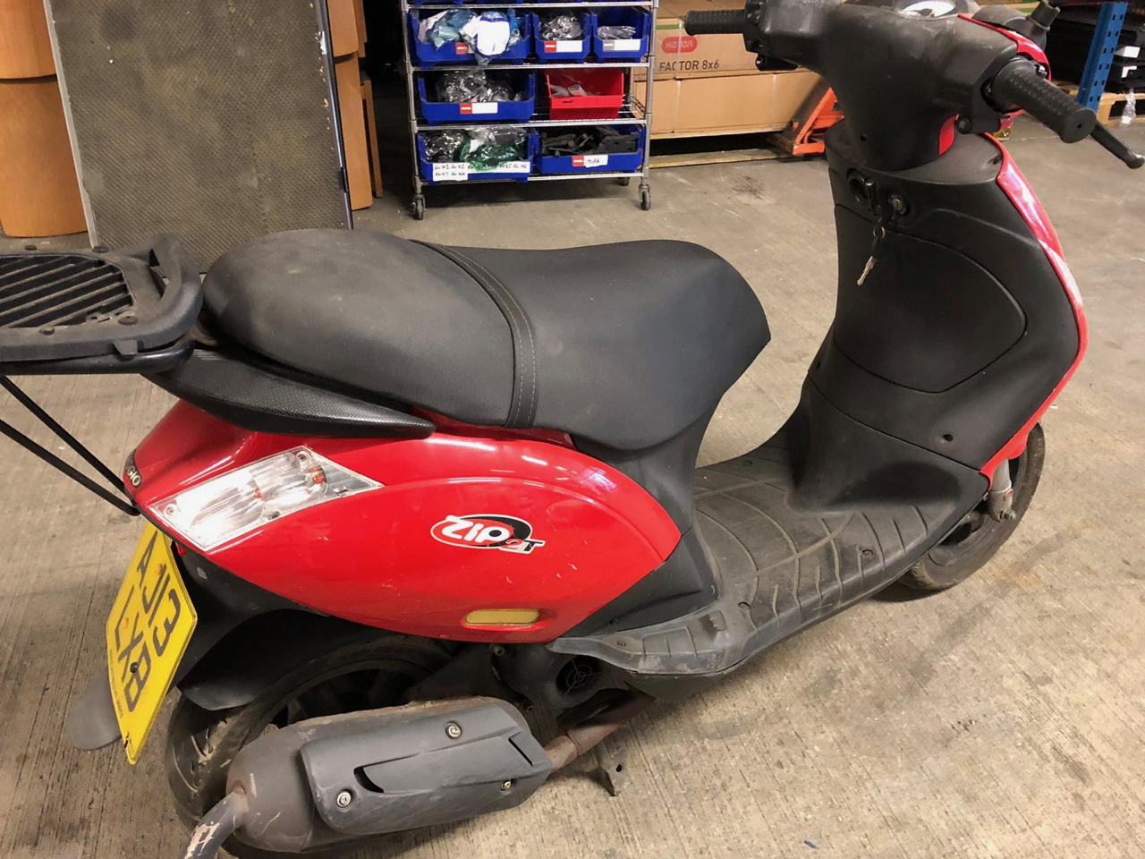 Piaggio Zip 49cc MOT until June 2019 V5 Present Starts, Runs & Drives