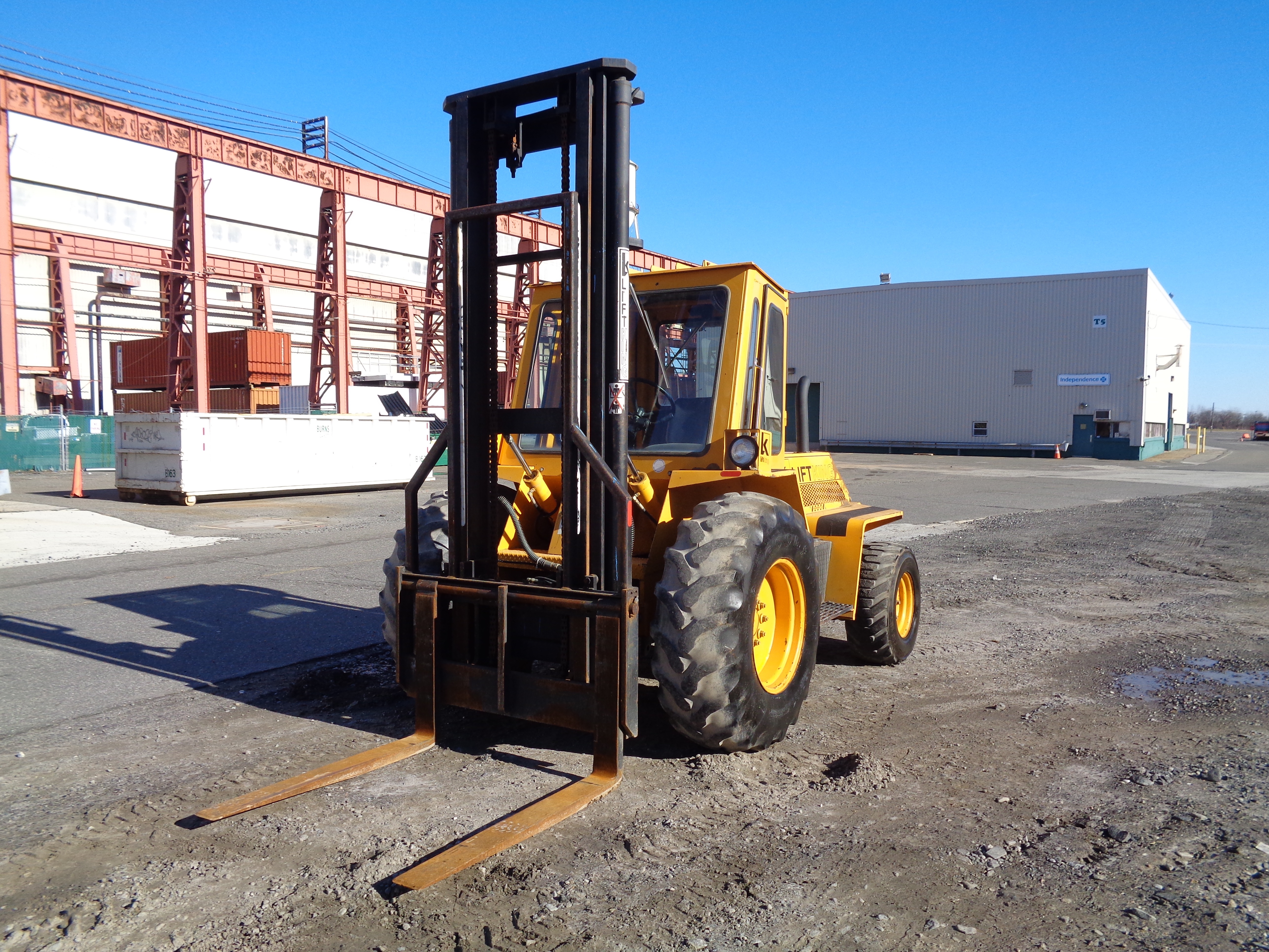 Make: Lift King Model: LK 8M42 SN: LT0392 Lifting Capacity: 8,000lbs ...