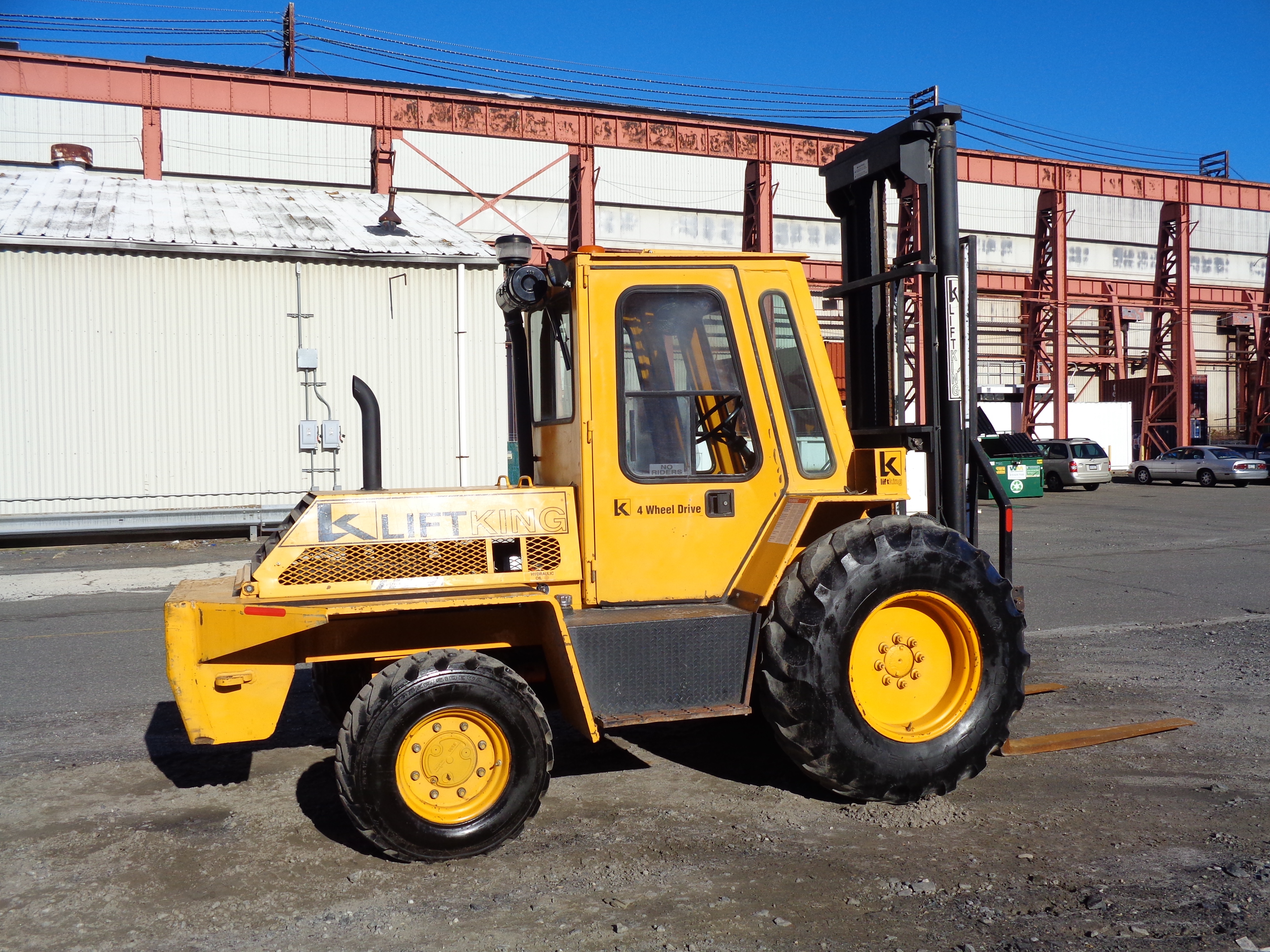 Make: Lift King Model: LK 8M42 SN: LT0392 Lifting Capacity: 8,000lbs ...