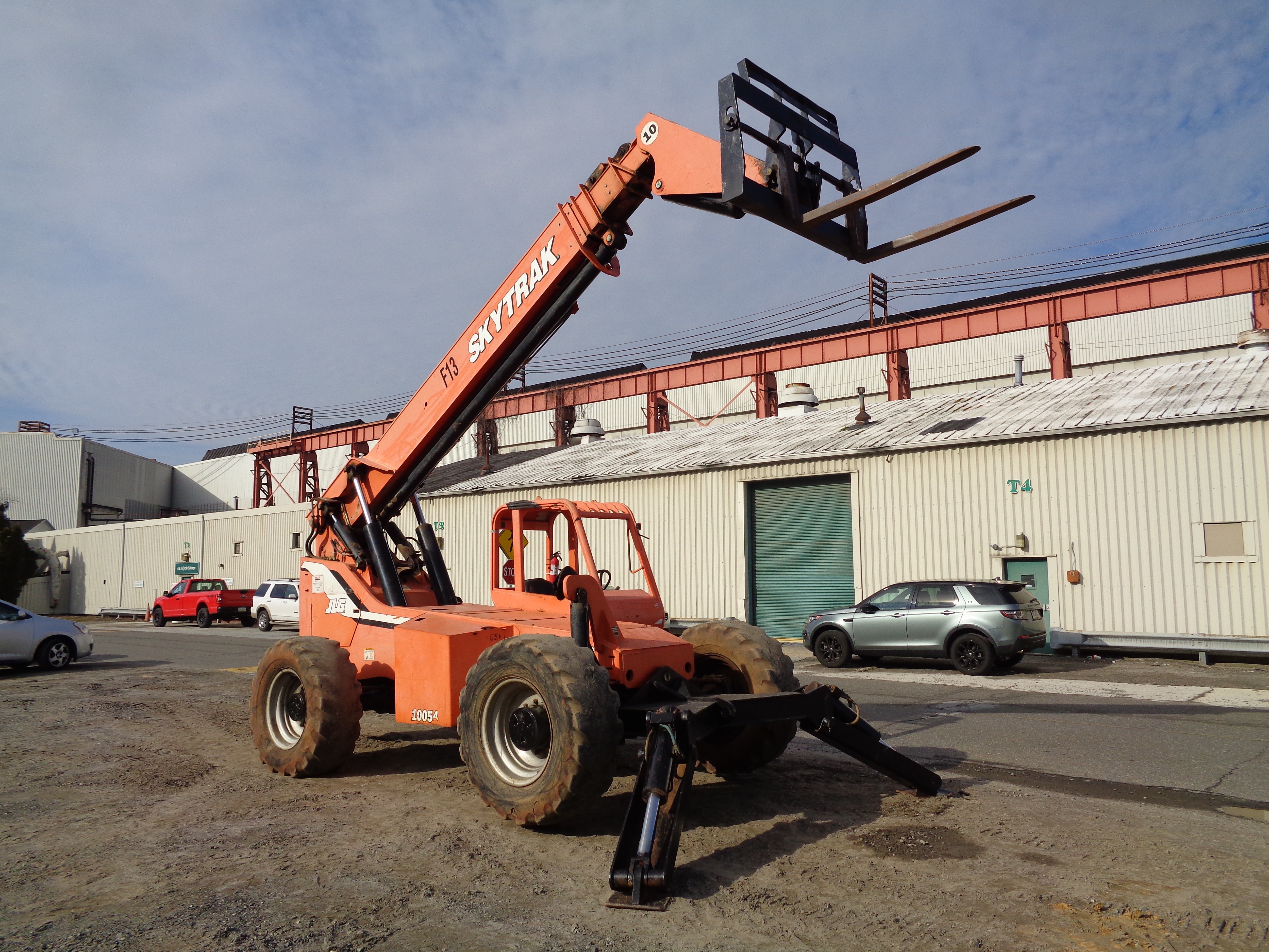 Make: JLG Skytrak Model: 10054 Year: 2006 SN: 0160015660 Diesel Lifting ...
