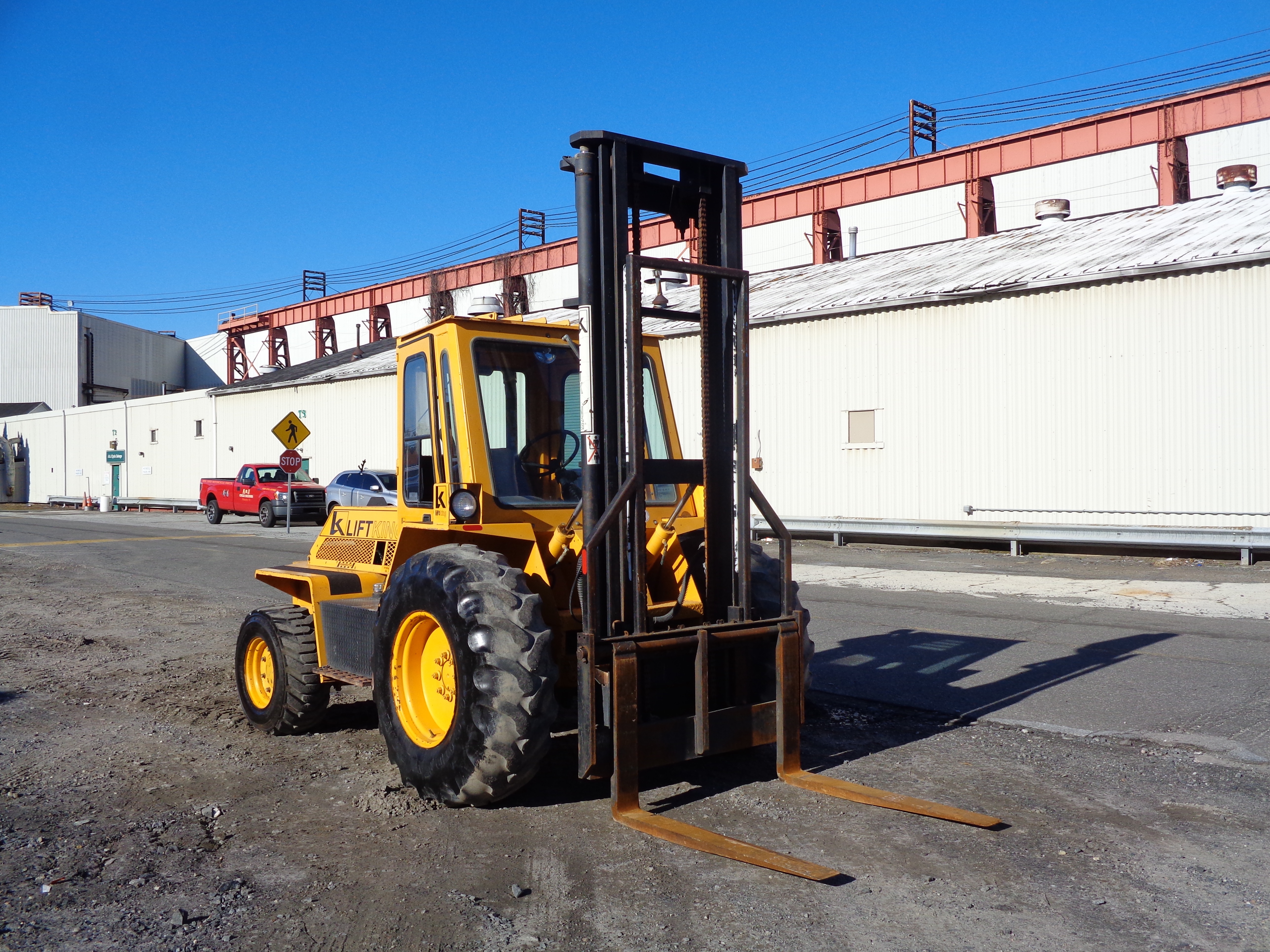 Make: Lift King Model: LK 8M42 SN: LT0392 Lifting Capacity: 8,000lbs ...