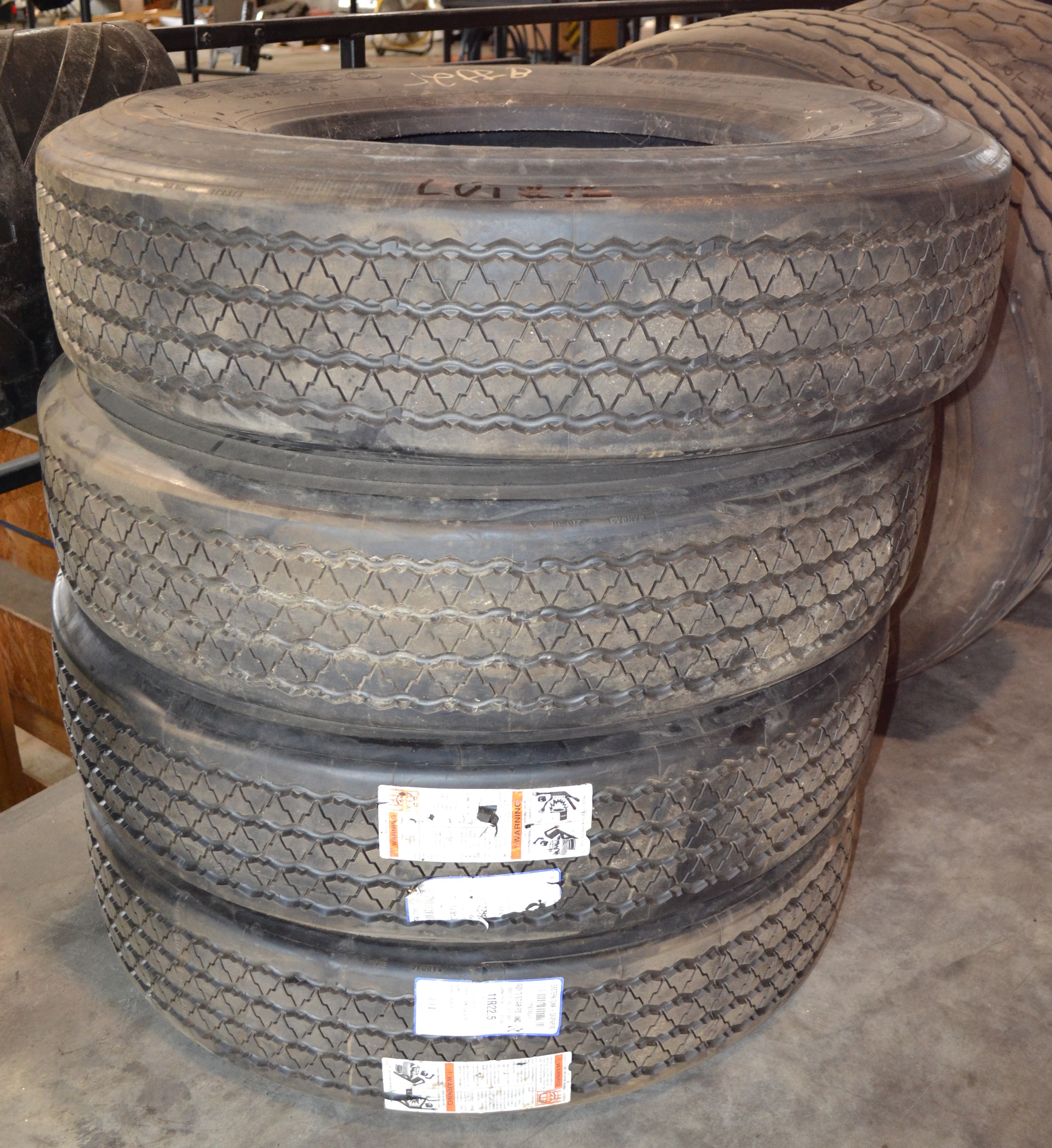 Lot of (4) 11R22.5 Trailer Recap Tires