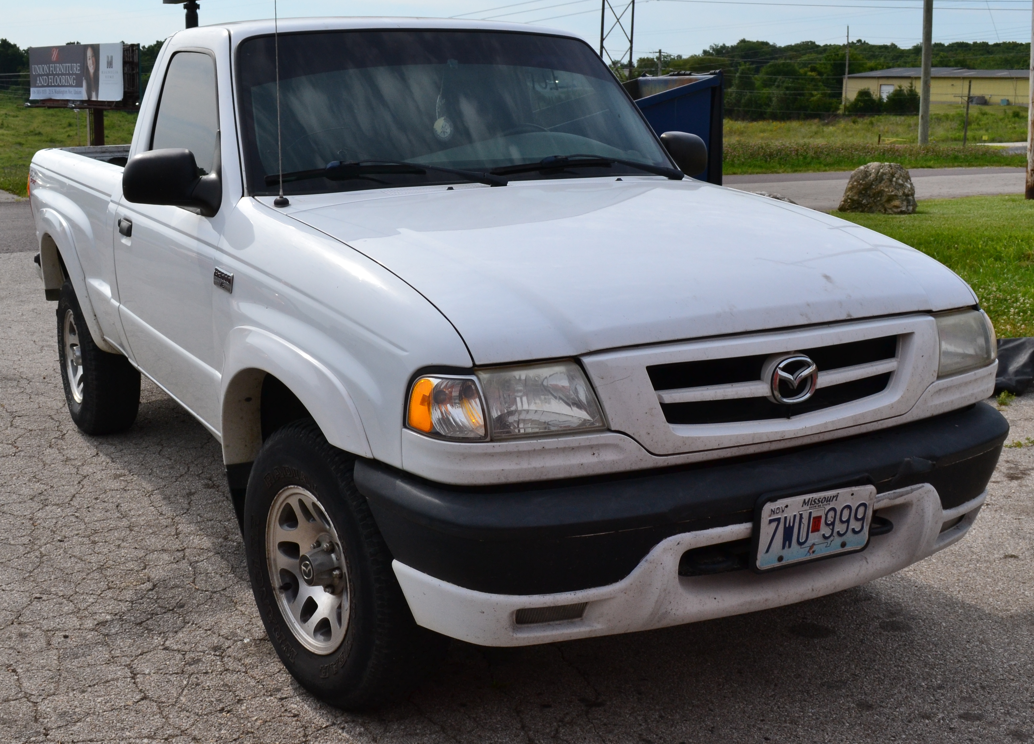 2001 Mazda B3000 Pickup Truck, Regular Cab, 4-Cylinder Gas Engine, 260 ...