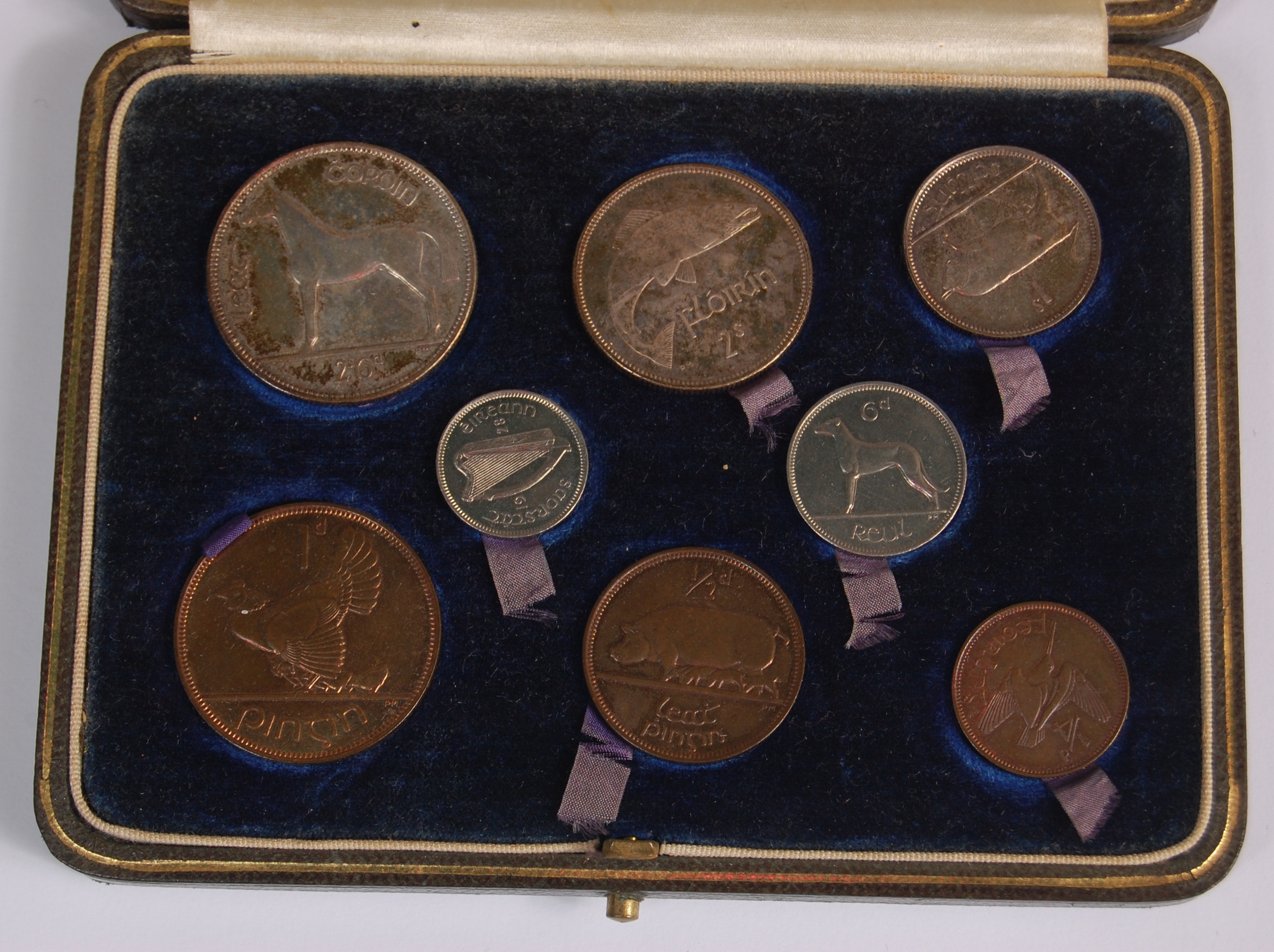 Ireland, 1928 Irish Free State 8 coin proof set, from half crown to farthing, in original green l