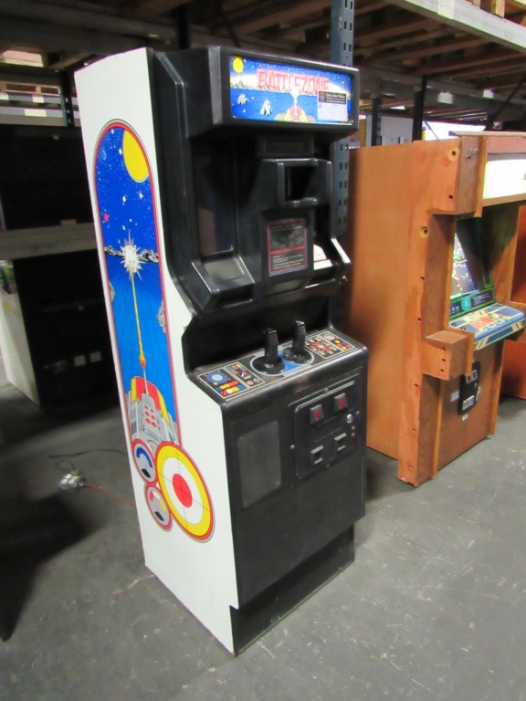 BATTLEZONE CLASSIC UPRIGHT ARCADE GAME ATARI. Item is in used condition ...