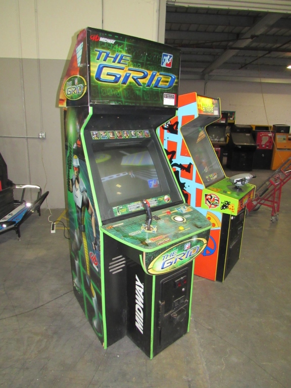 THE GRID GAME SHOW ACTION ARCADE GAME MIDWAY. Item is in used condition ...