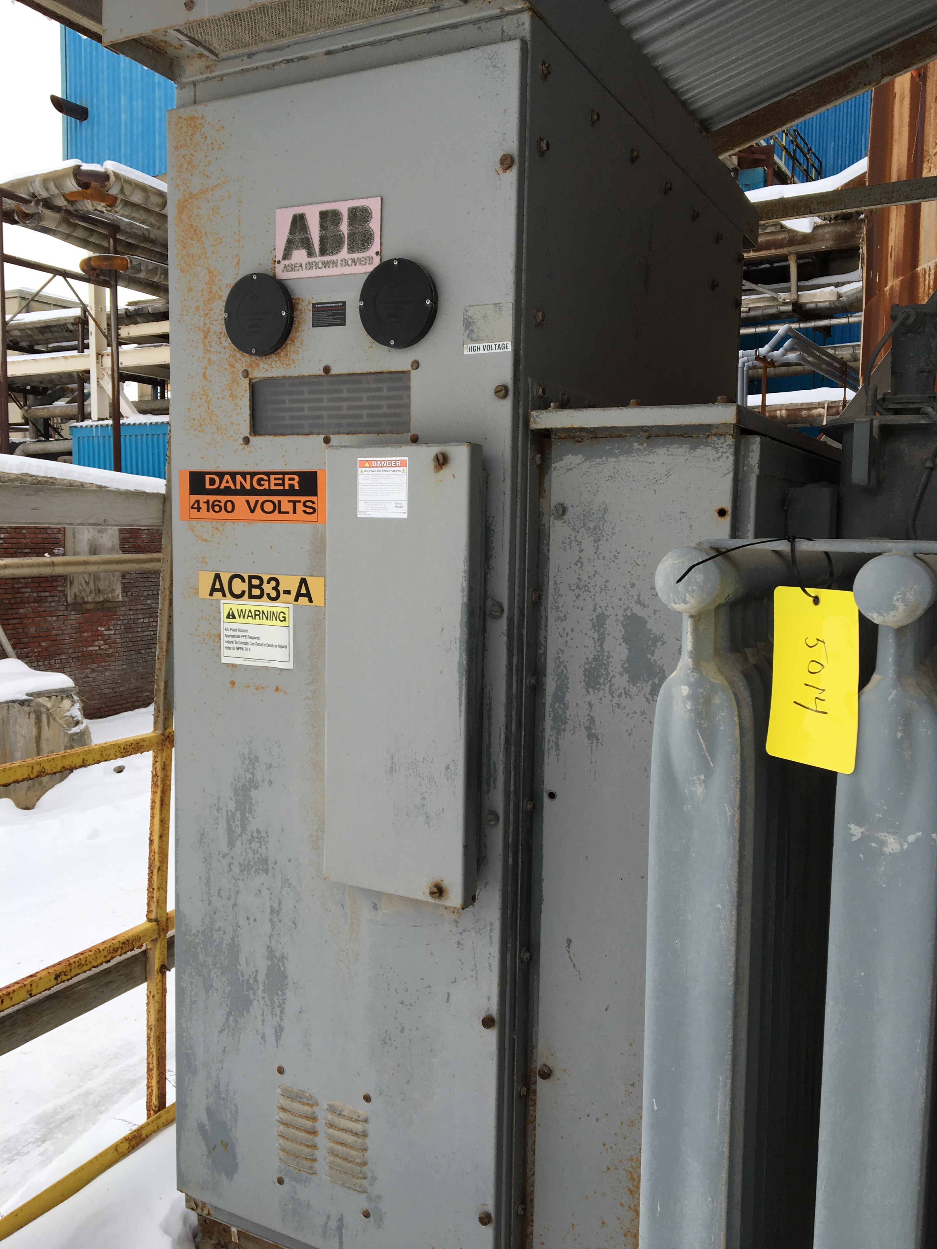 ABB Transformer 2000 KVA 4160V, 600Y/346, silicone filled, 9413 LBS ...