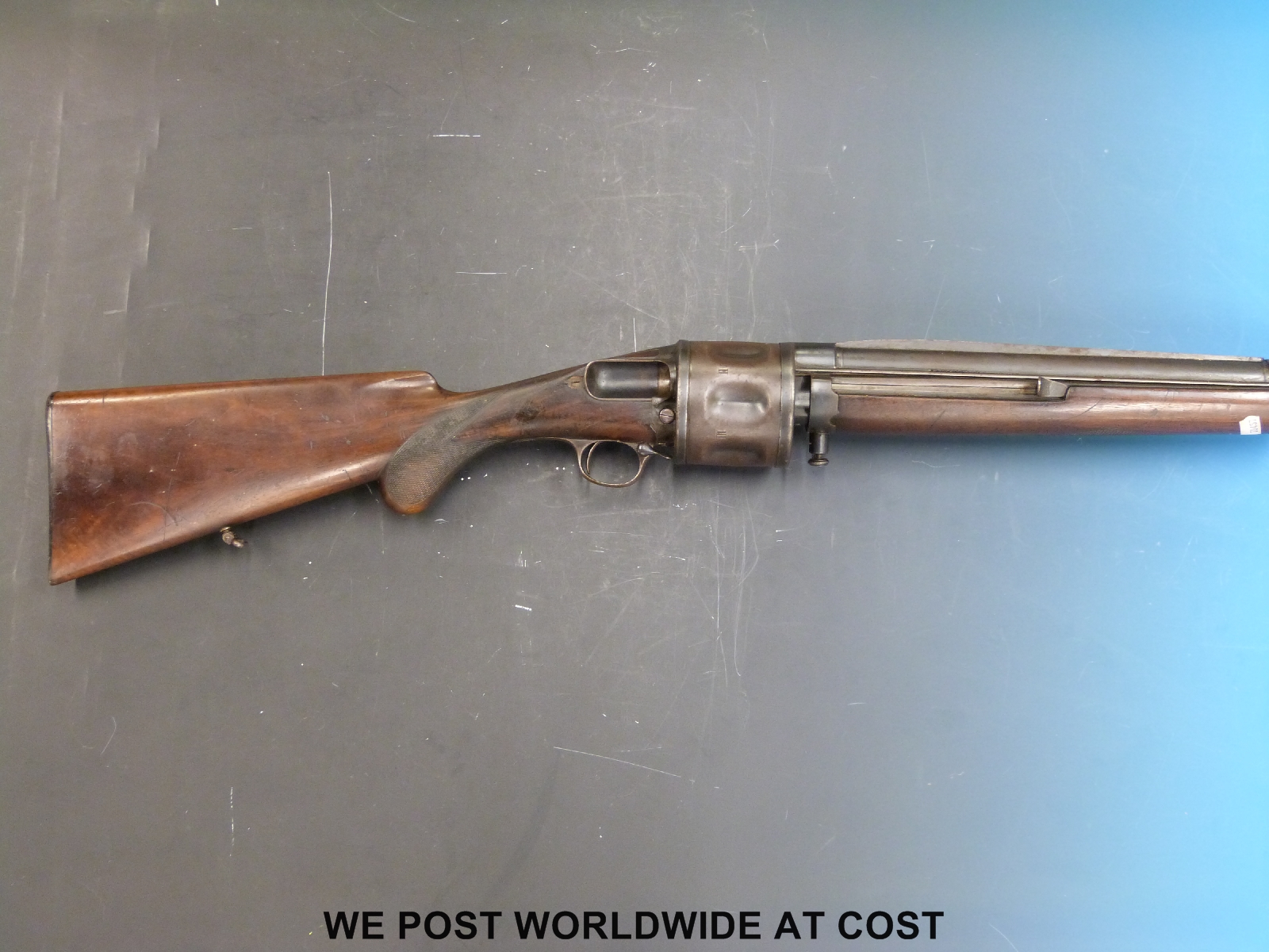 Becker semi-automatic revolving shotgun was invented in Germany in 1899 ...