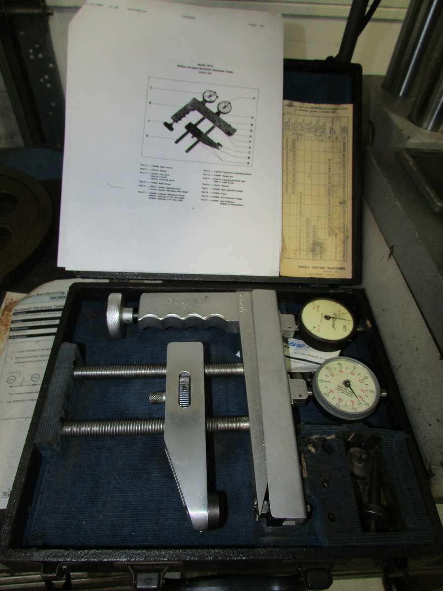 Versitron Rockwell Hardness Tester with Wilson M-51 Portable Rockwell ...