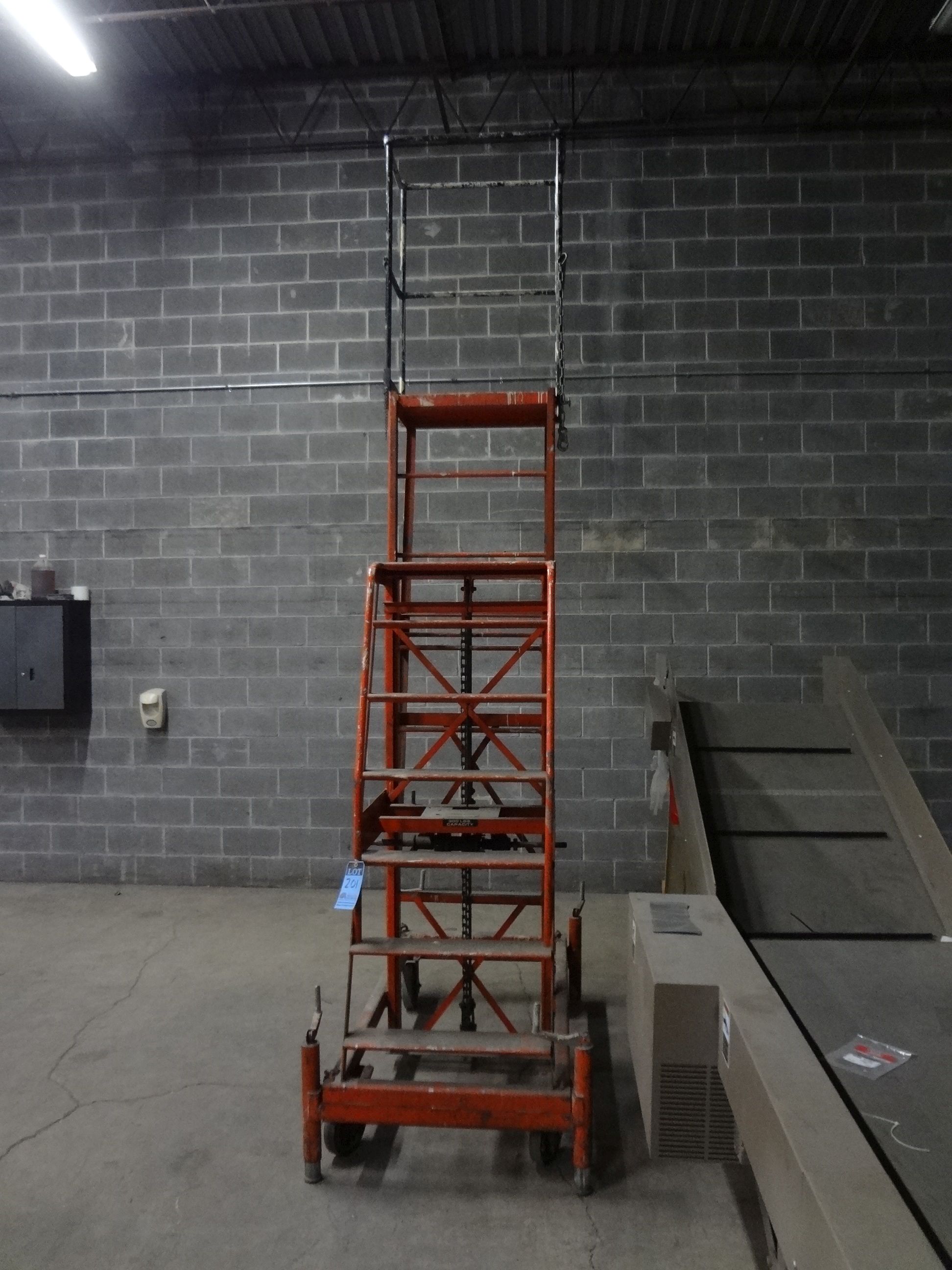 300 LB. CAPACITY X 15' MAX LIFT HEIGHT ECONOMY "HI-JACKER" MANUAL HAND ...