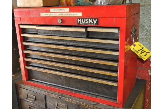 8-DRAWER HUSKY TOOL CHEST