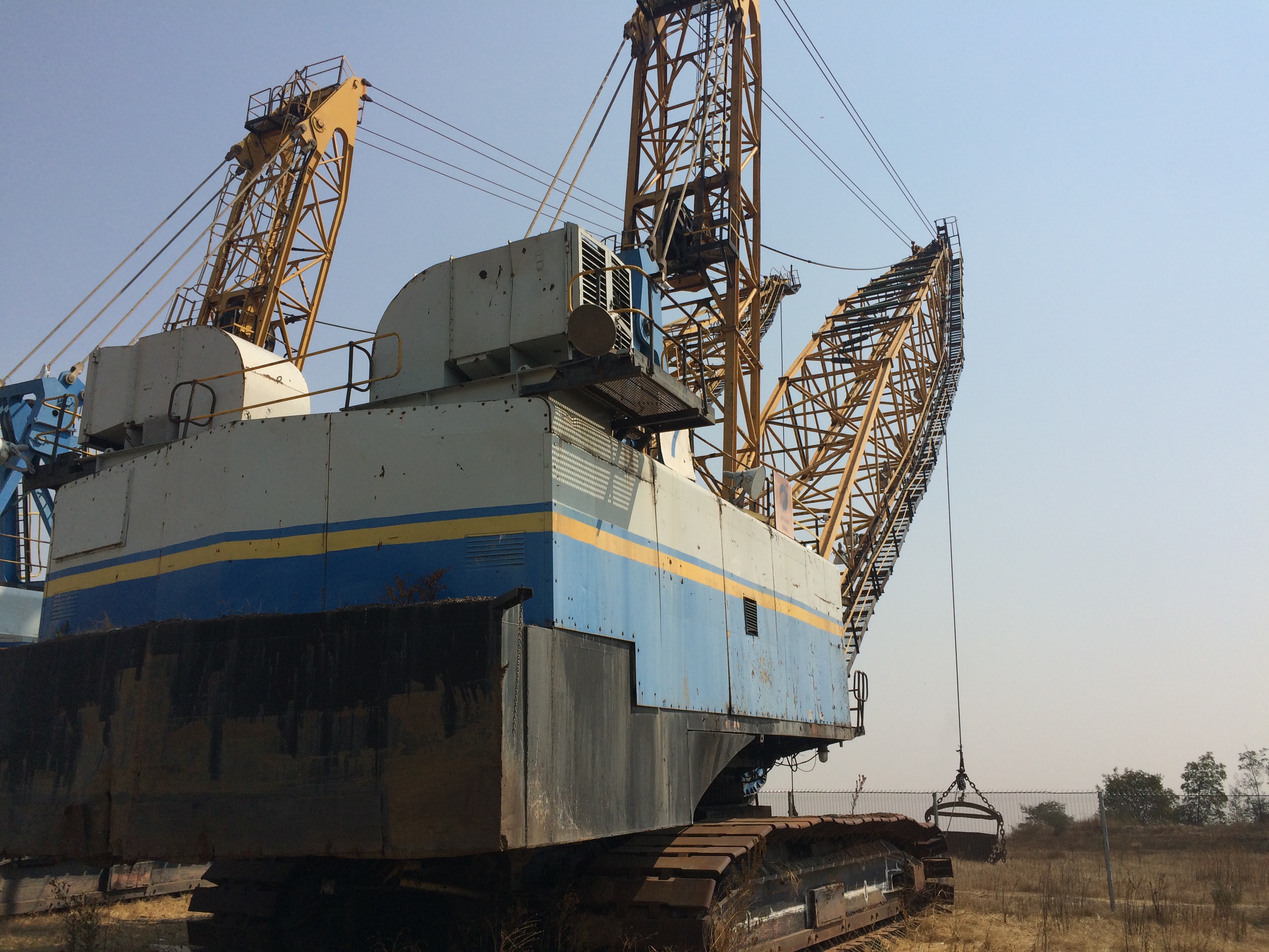MARION 195M MINI DRAGLINE WITH 3 BUCKETS (LOCATION: GLENCORE COAL ...