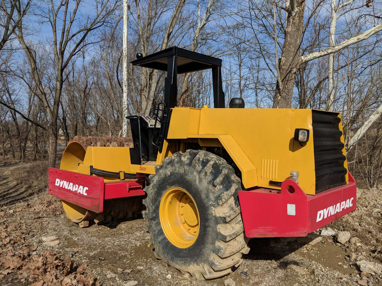 1995 Dynapac CA251 Compactor HRS: 1628 S/N 98712787