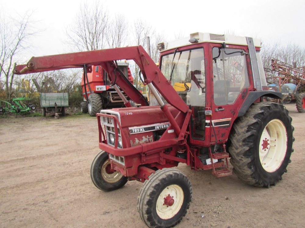 Case International 785 XL Tractor & Quickie Loader. Reg. No. B179 NKS