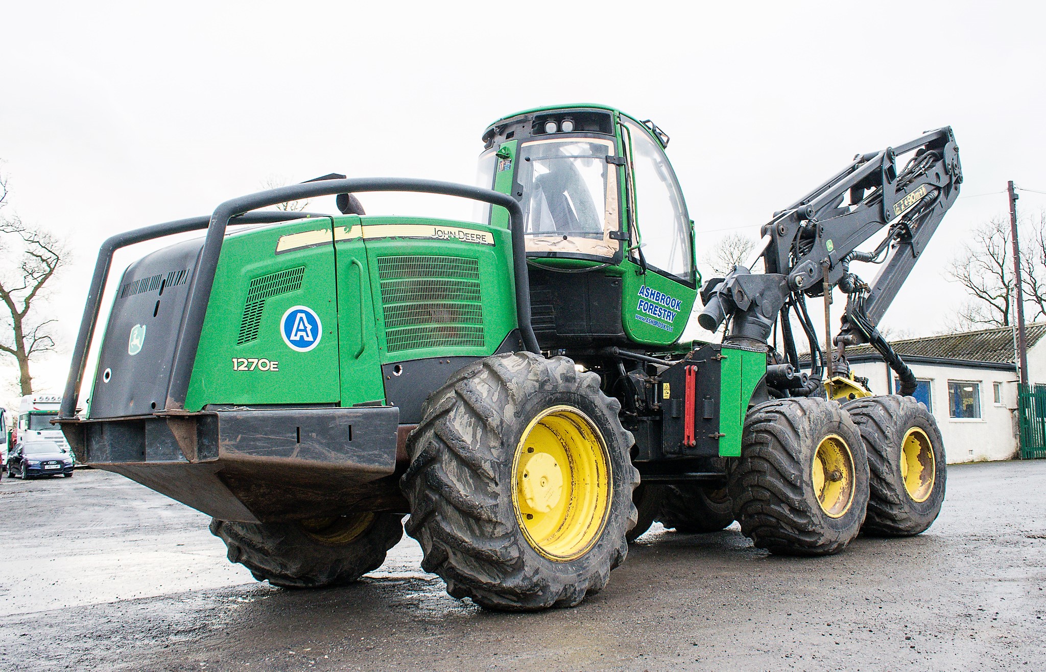 John Deere 1270 E 6 wheel harvester Year: 2009 S/N: WJ1270E001649 ...