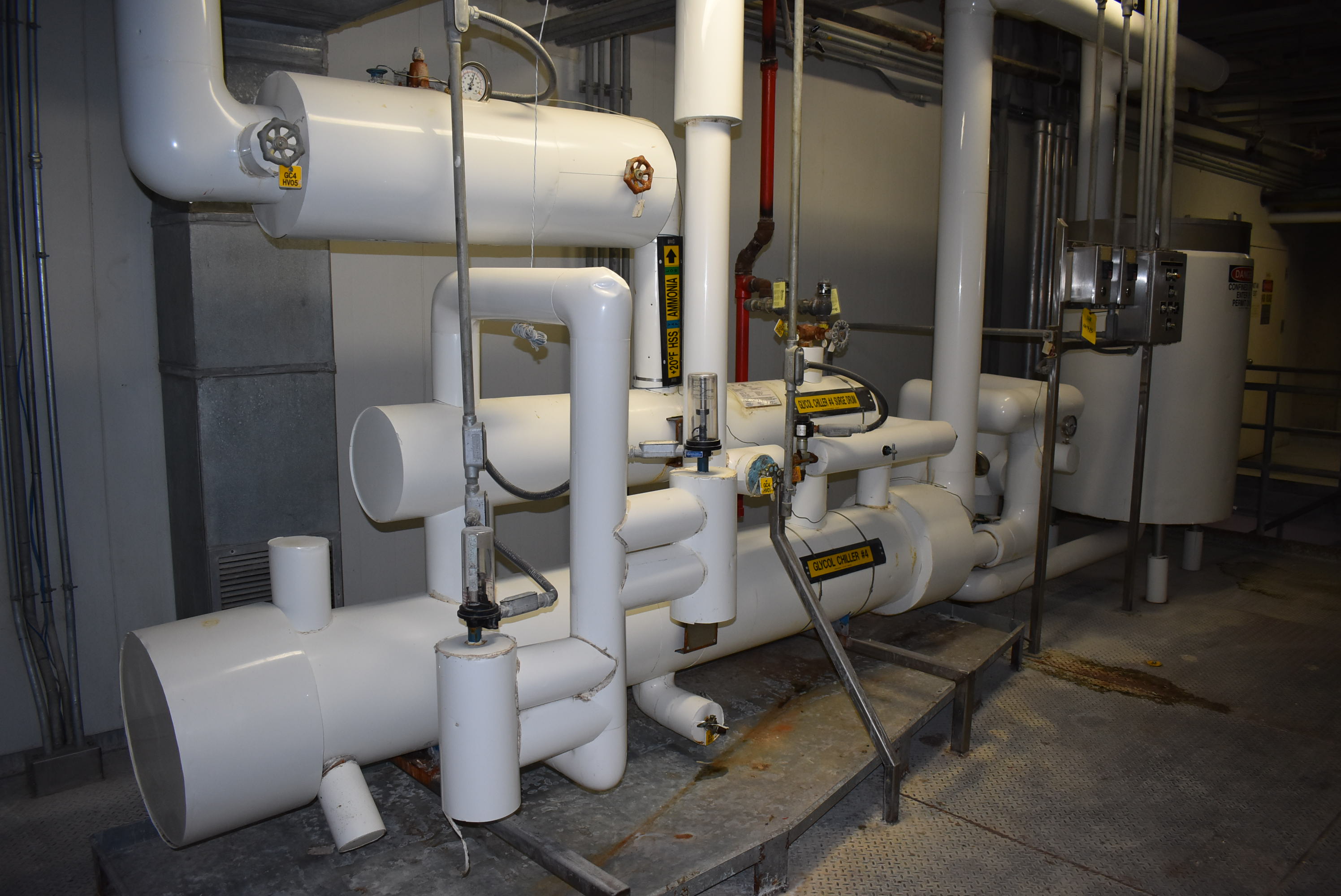 Glycol Chiller System, Surge Drum, SS Insulated Tank, (2) Pumps, ID ...