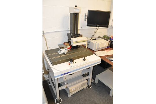 TAYLOR HOBSON FORM TALYSURF 50 Series 2 Surface Analyzer