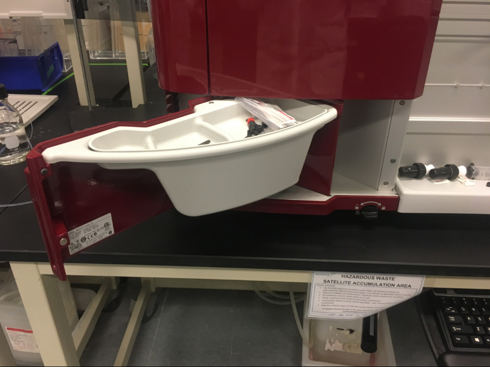 GE AKTA Avant 25 Protein Purification System, Includes PC with Unicorn ...