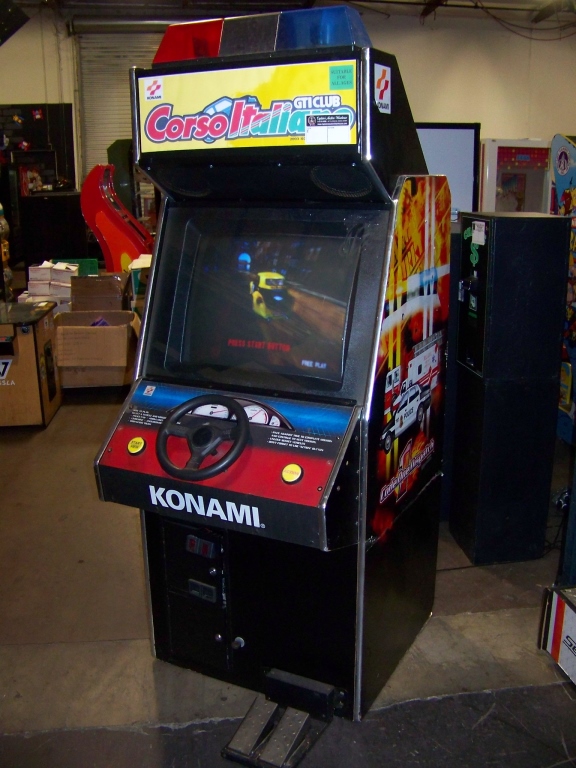 GTI CLUB CORSO ITALIANO UPRIGHT RACING ARCADE Item is in used condition ...