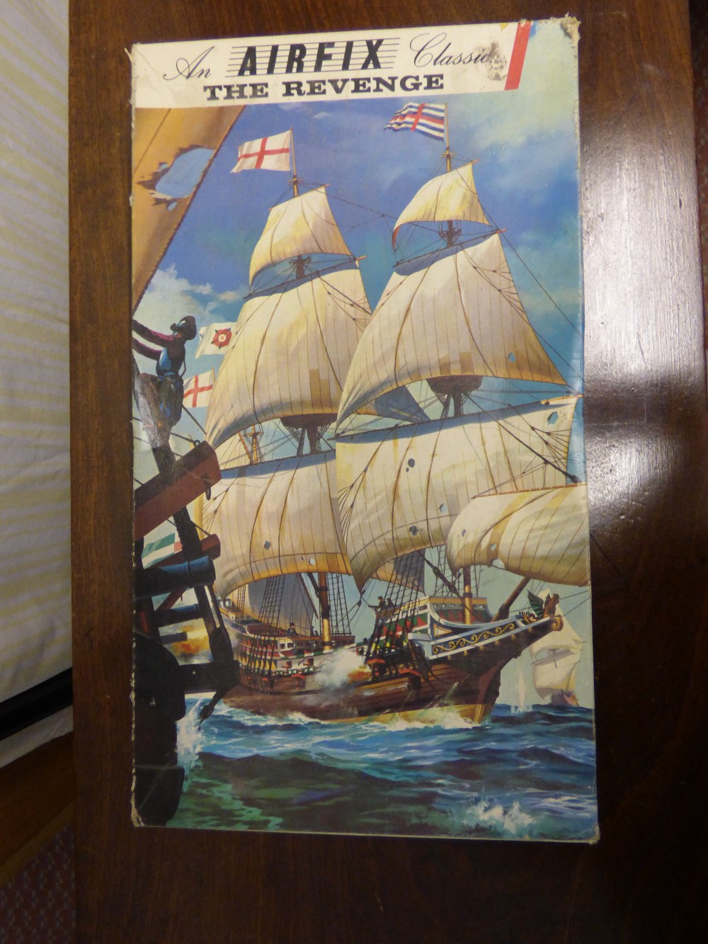 VINTAGE AIRFIX CLASSIC 'THE REVENGE' CONSTRUCTION KIT SERIES 8 IN ...