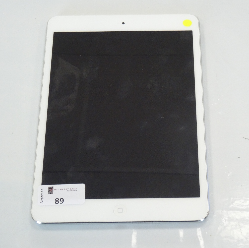 APPLE IPAD MINI 2 (WIFI) - MODEL A1489 serial number: F9FQGN4GFCM8. i ...