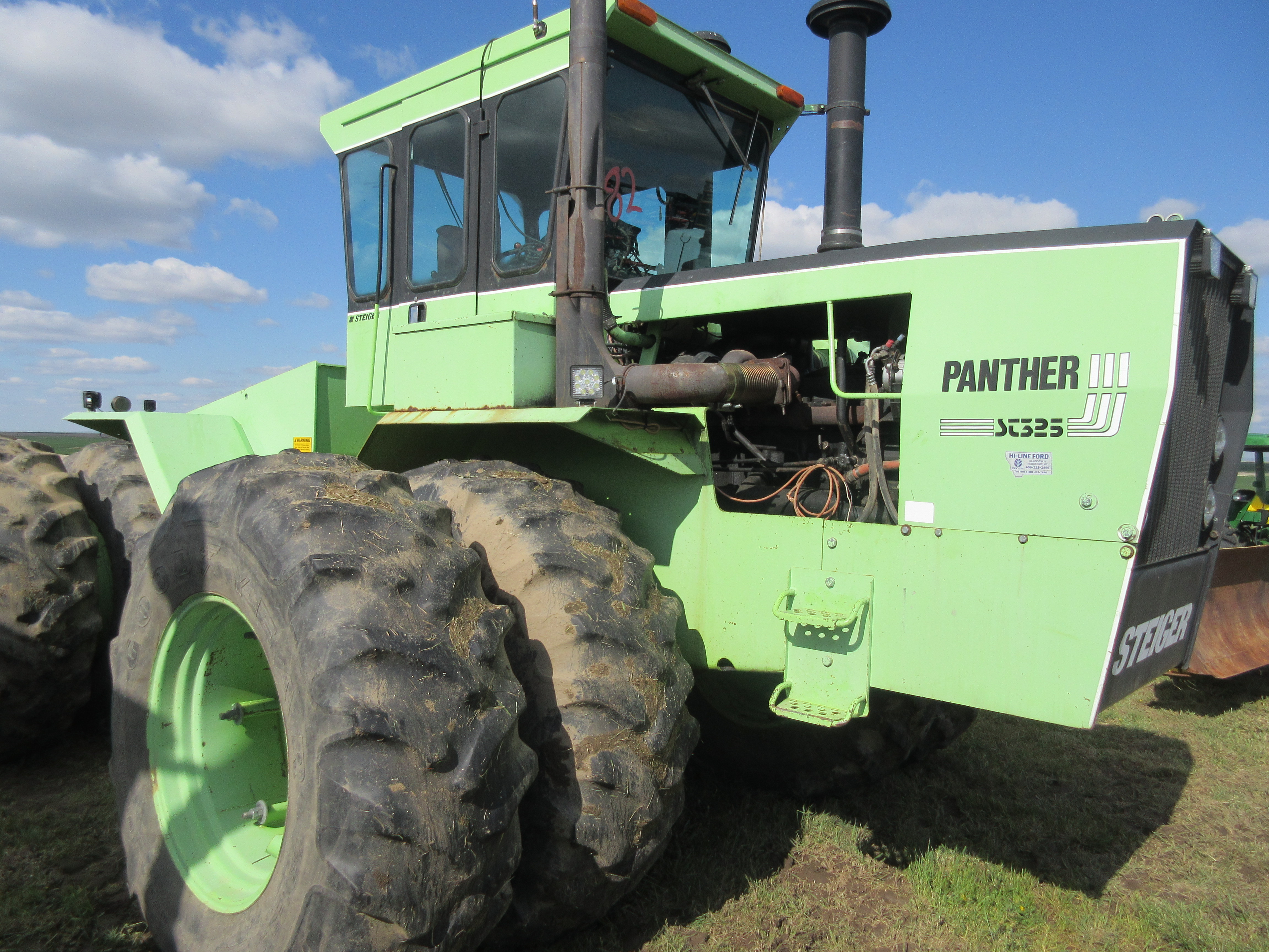 1982 Steiger Panther ST325 4X4 tractor, cab air heat, Cat 3406A, 20 ...