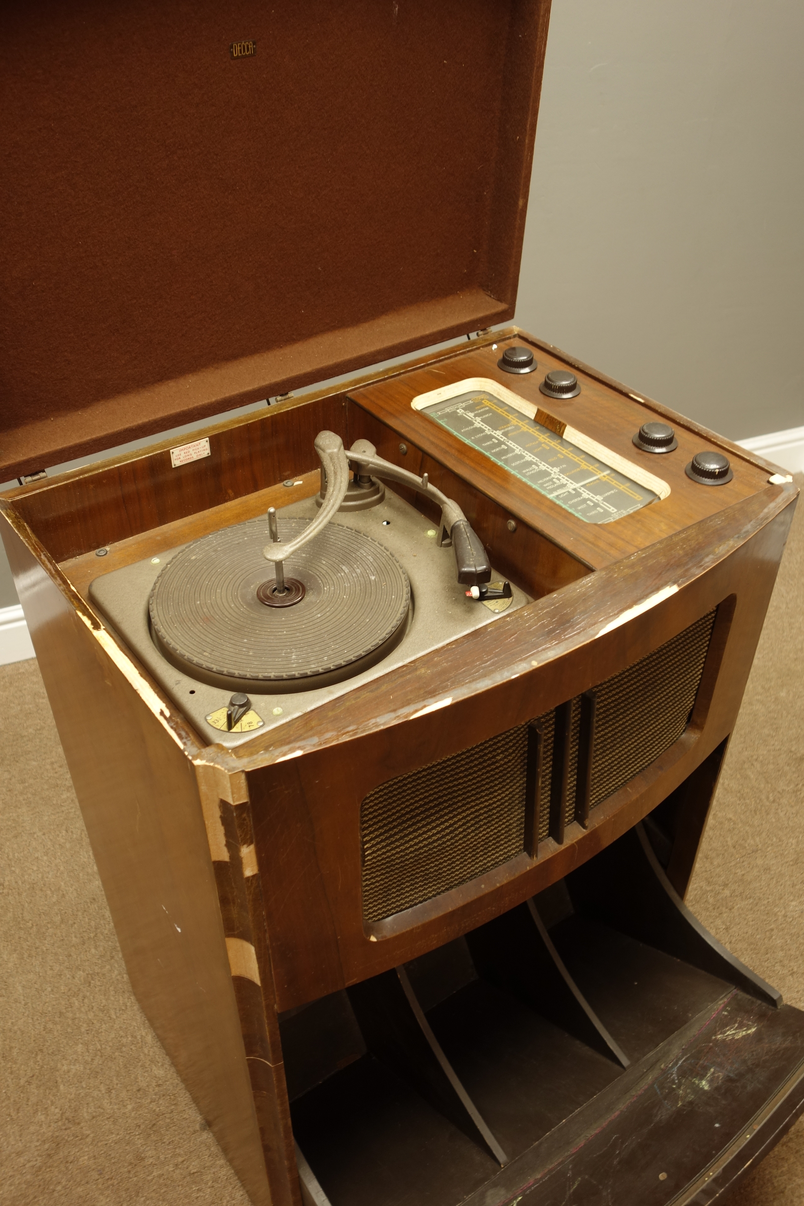 1950's Decca model 98 radiogram in figured walnut case, hinged lid with ...