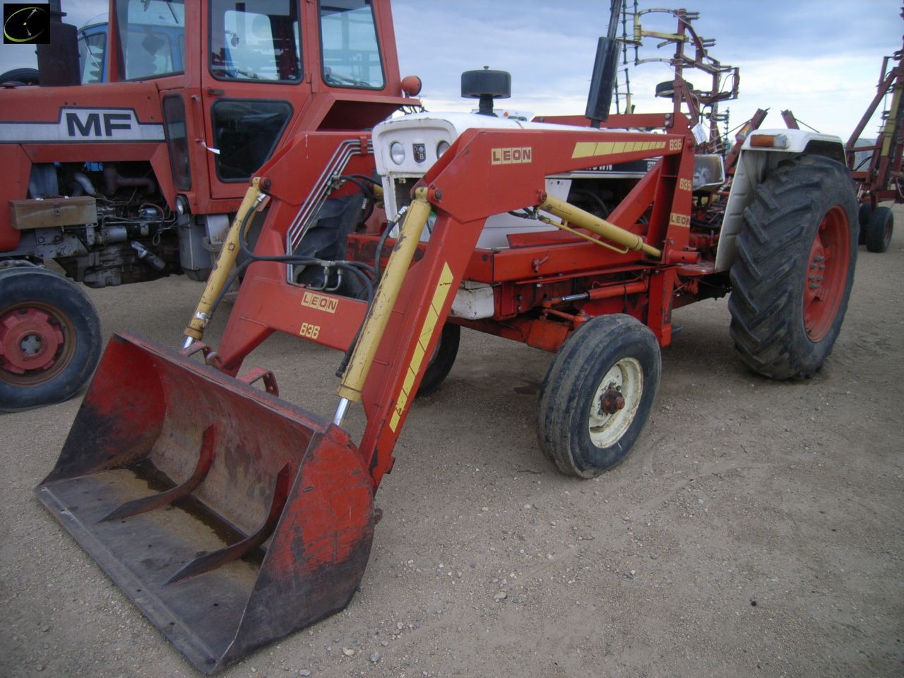 David Brown 1210 tractor,Std trans, 65 hp, roughly 100 hrs on new motor ...