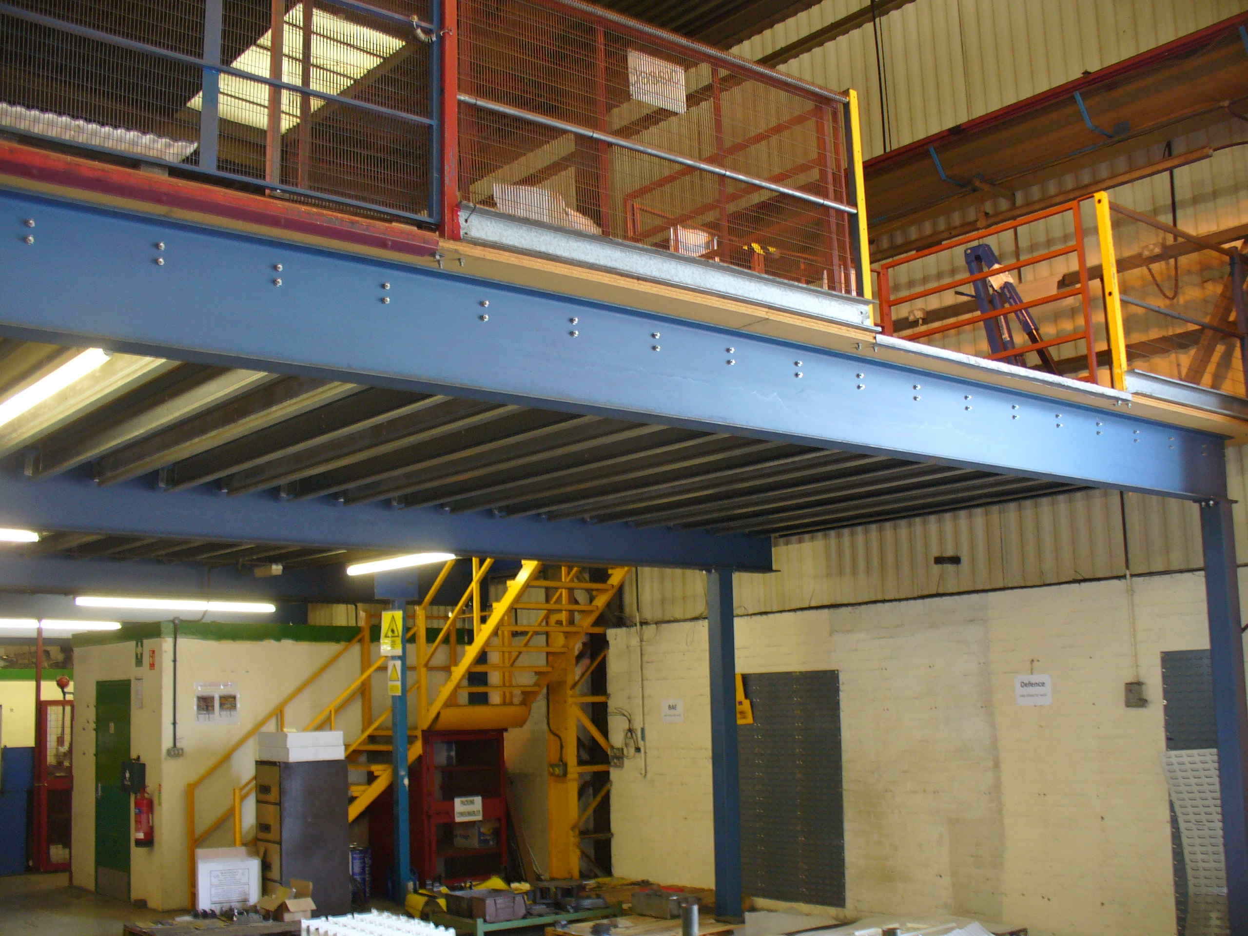 MEZZANINE FLOOR 8m x 20m, 12 x 150mm x 150mm support columns, steel ...