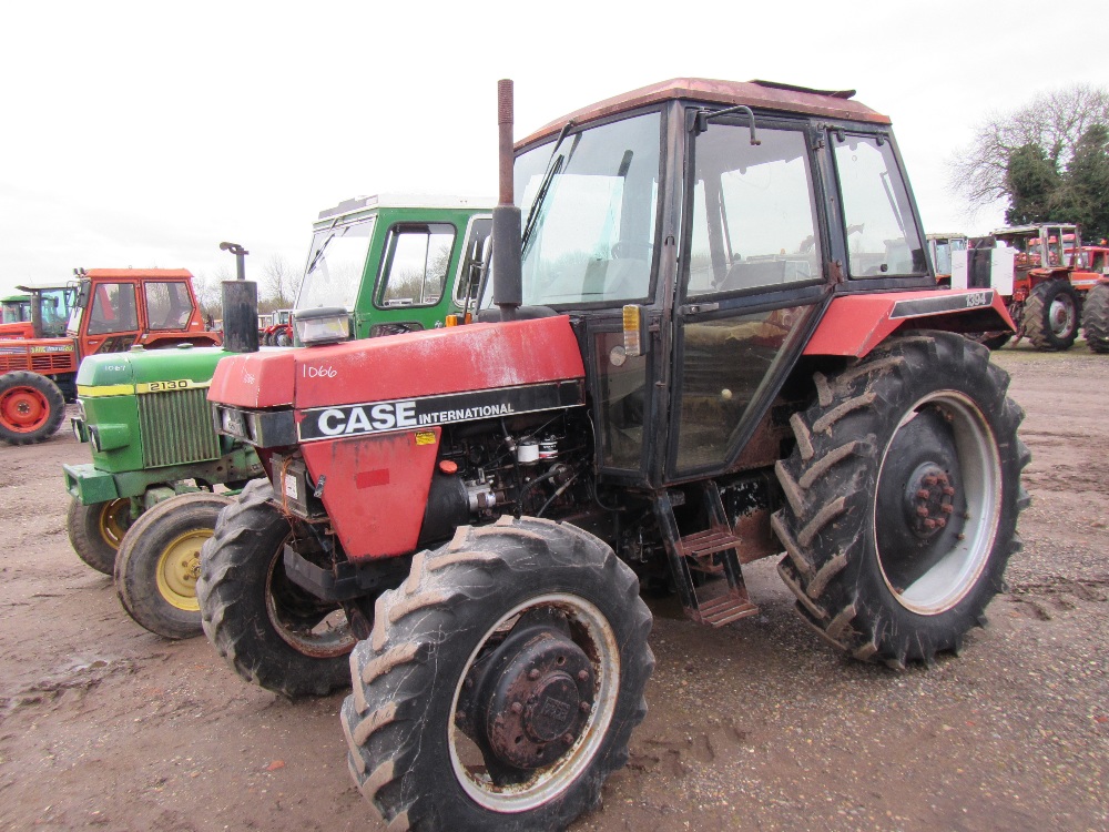 Case 1394 4wd Tractor with Std Gearbox Reg. No. D397 CCJ