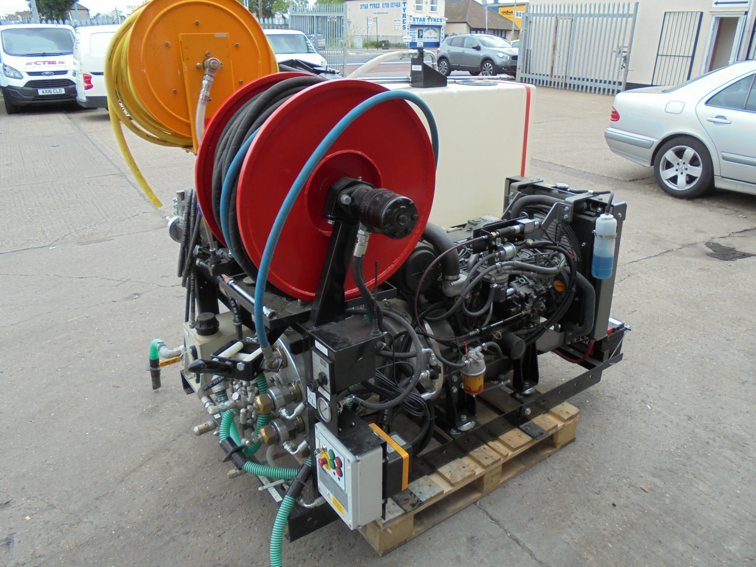 FLOWPLANT Harben High Pressure Water Jetting Machine, Model MK 4 Light ...